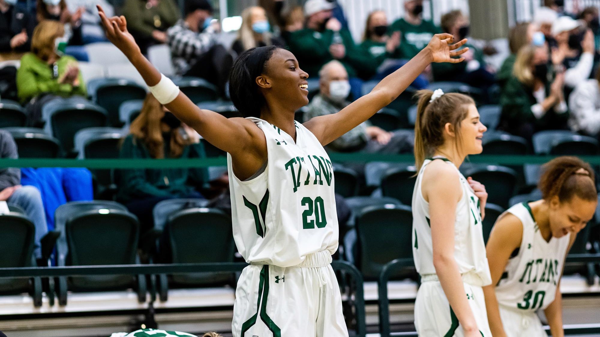 Kaia Bowen - 2021-22 - Women's Basketball - Illinois Wesleyan ...