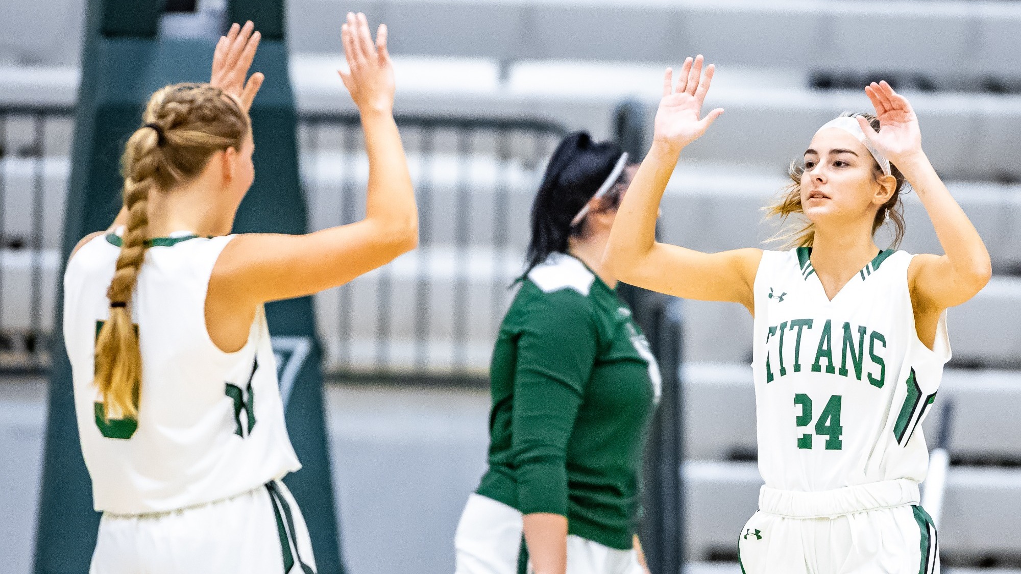 Titans Tame Tigers, Advance to Midwest Challenge Championship ...