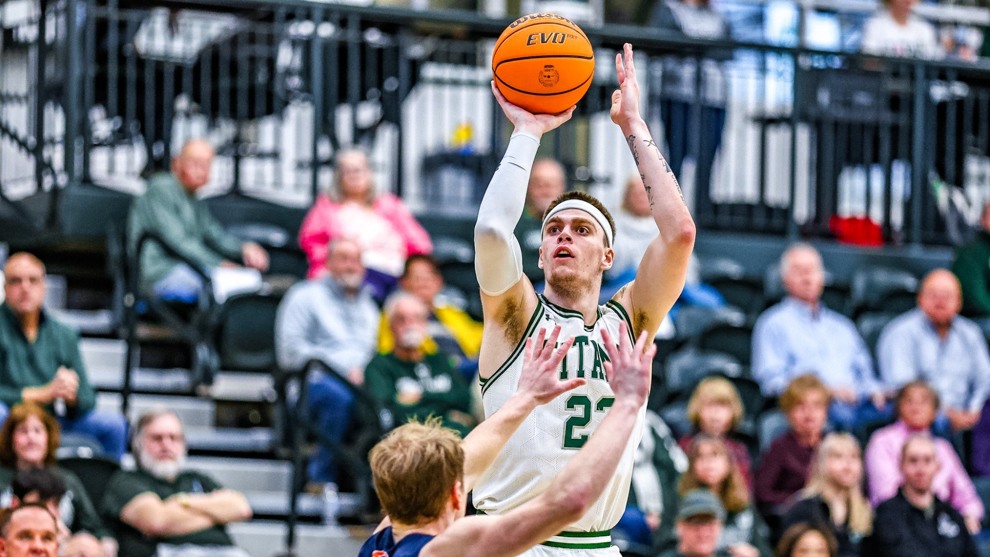 Cody Mitchell - 2022-23 - Men's Basketball - Illinois Wesleyan ...