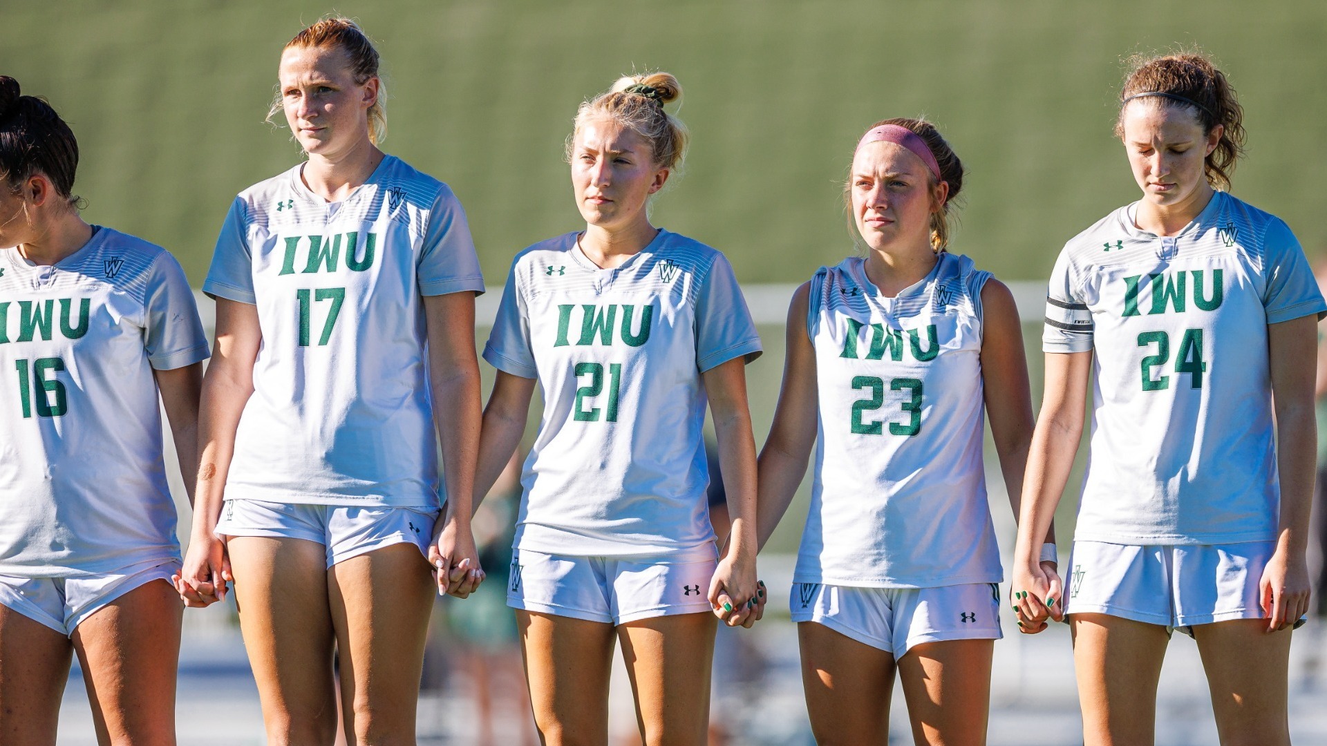 Women’s Soccer Battles Back for Draw with Firebirds - Illinois Wesleyan ...