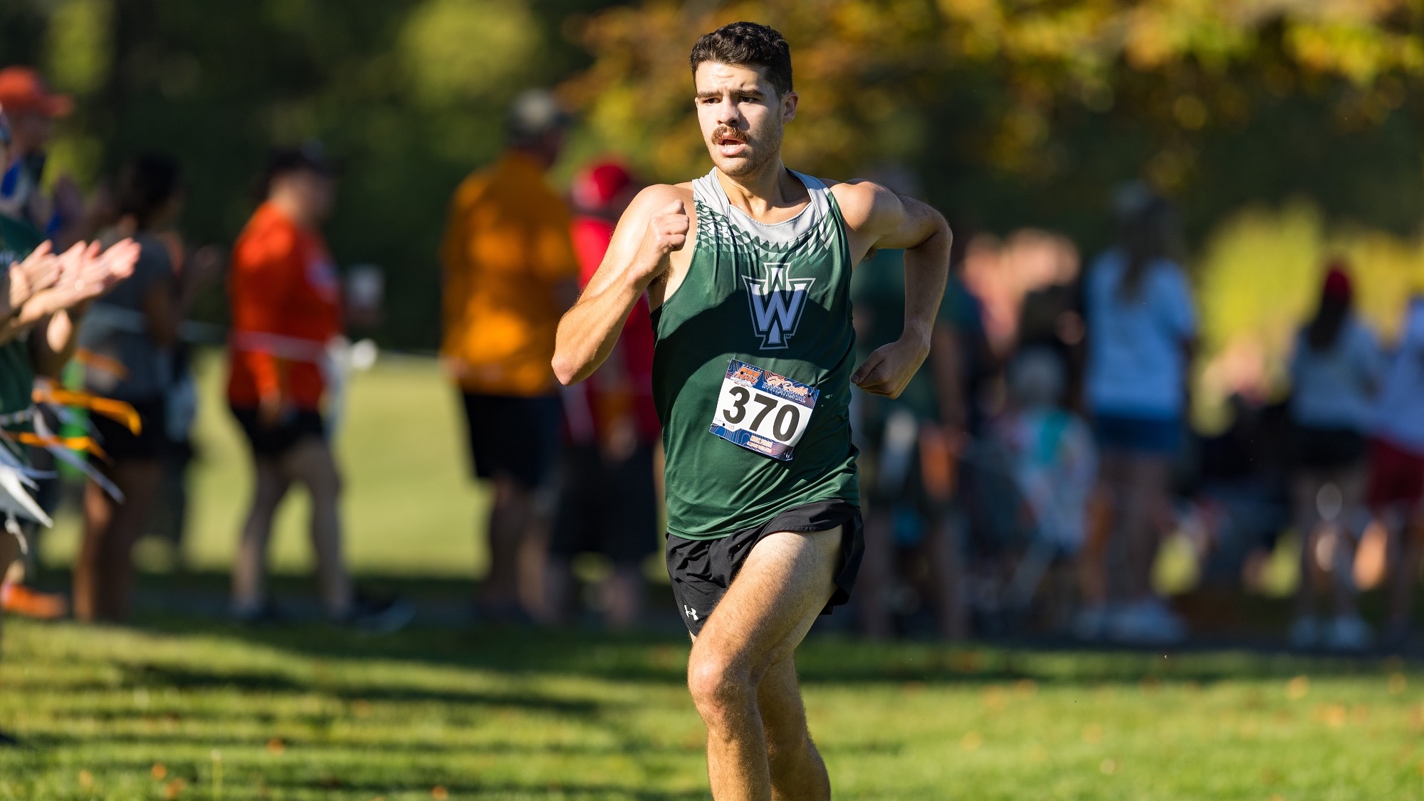 Cross Country Impresses at NCAA Midwest Regionals - Illinois Wesleyan ...