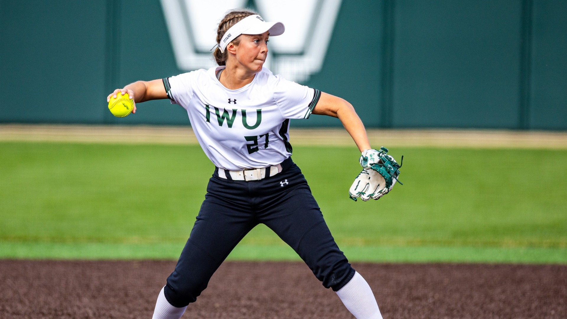 Softball Jets to Pacific Northwest for Super Regional at Linfield ...