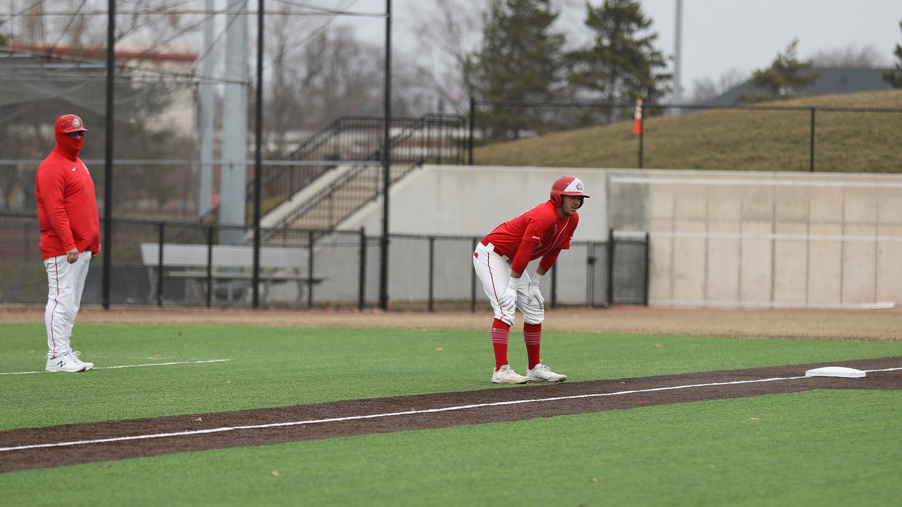 BASEBALL STAYS PERFECT IN LEAGUE PLAY - Indiana Wesleyan University