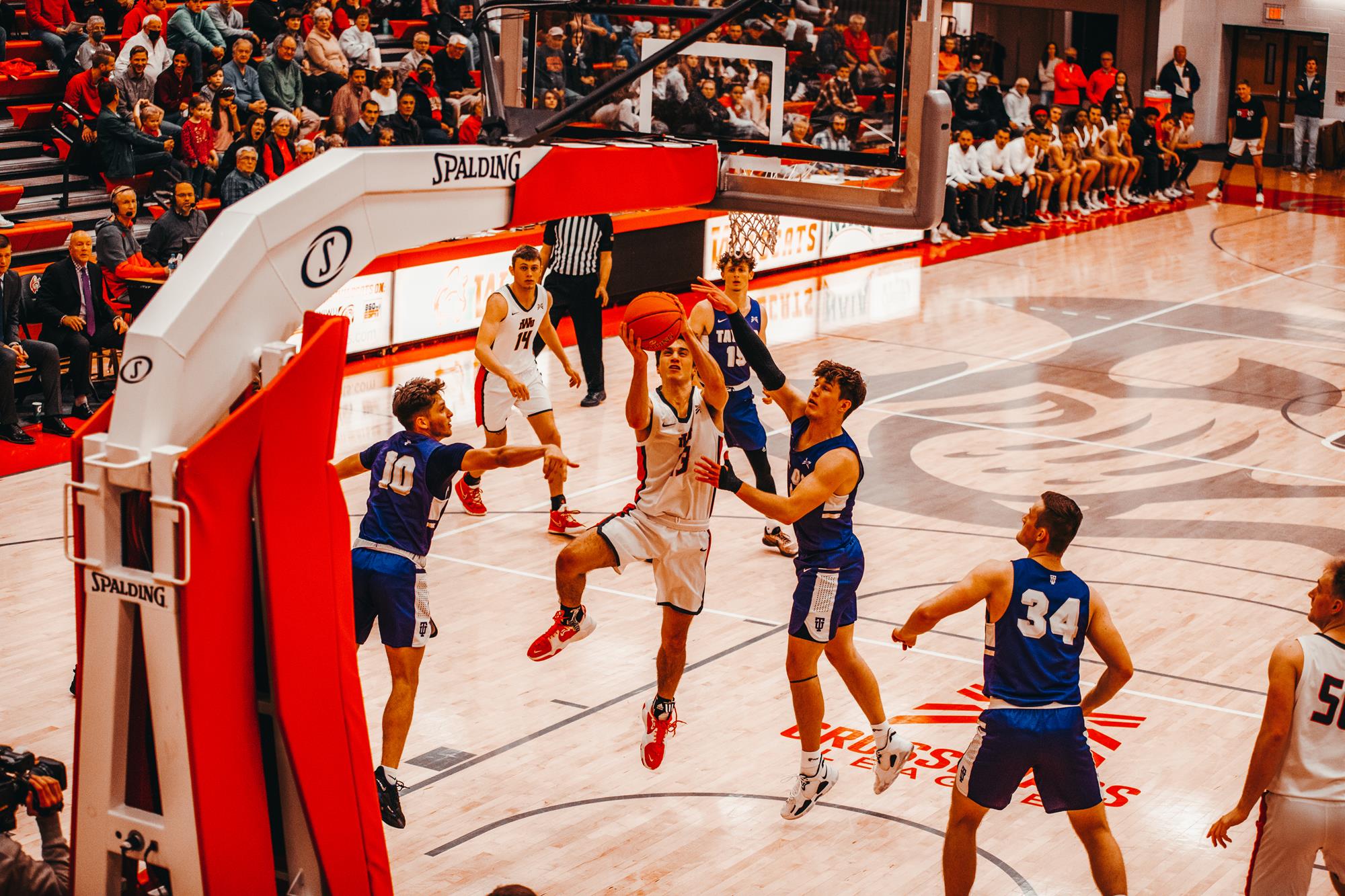 Spencer Piercefield - 2022-23 - Men's Basketball - Indiana Wesleyan ...