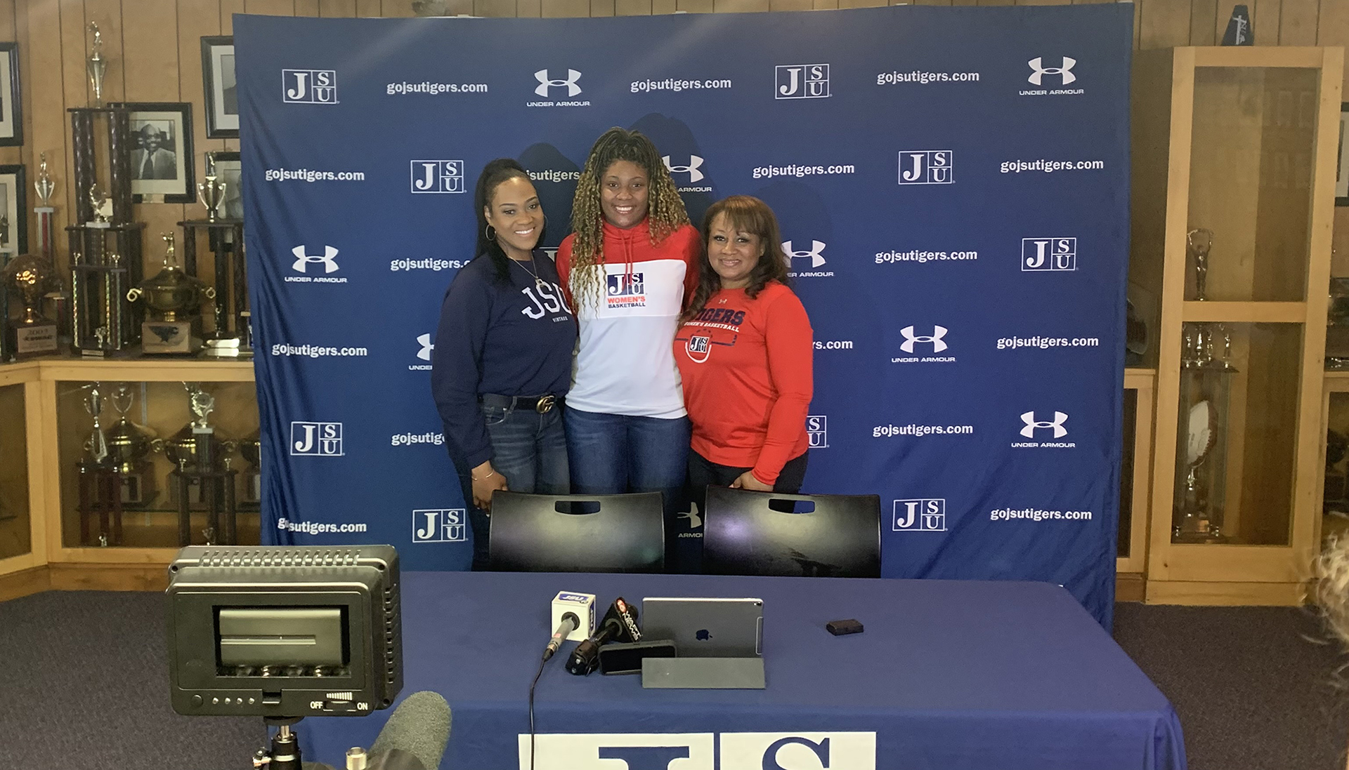 Alexis Roberts - Women's Basketball - Jackson State University