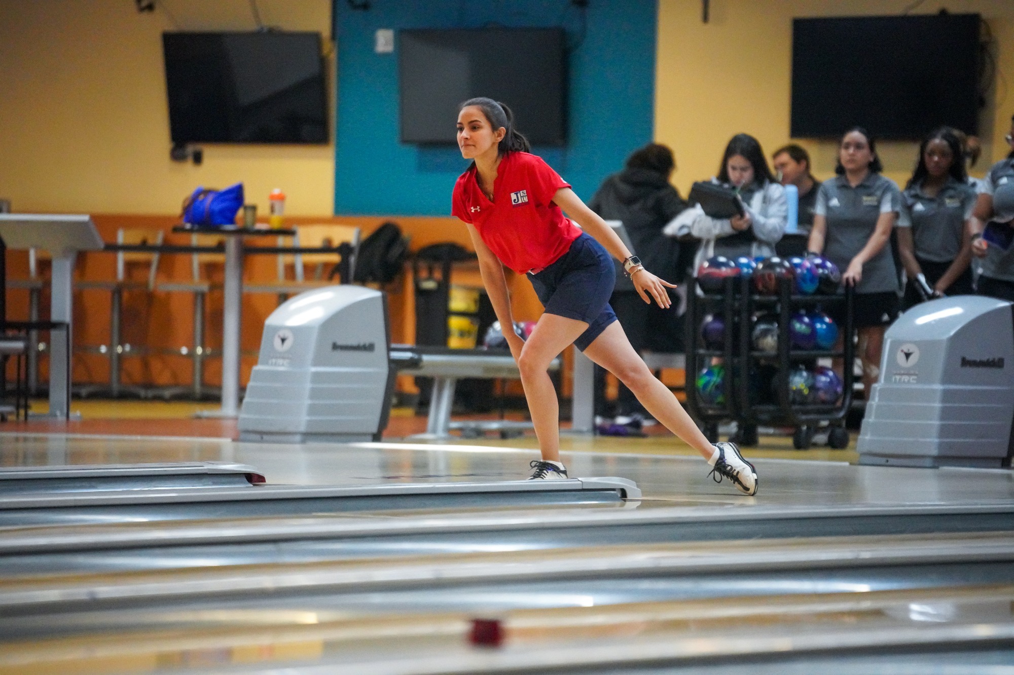 Bowling Concludes First Tournament of the 2021-22 Campaign - Jackson ...