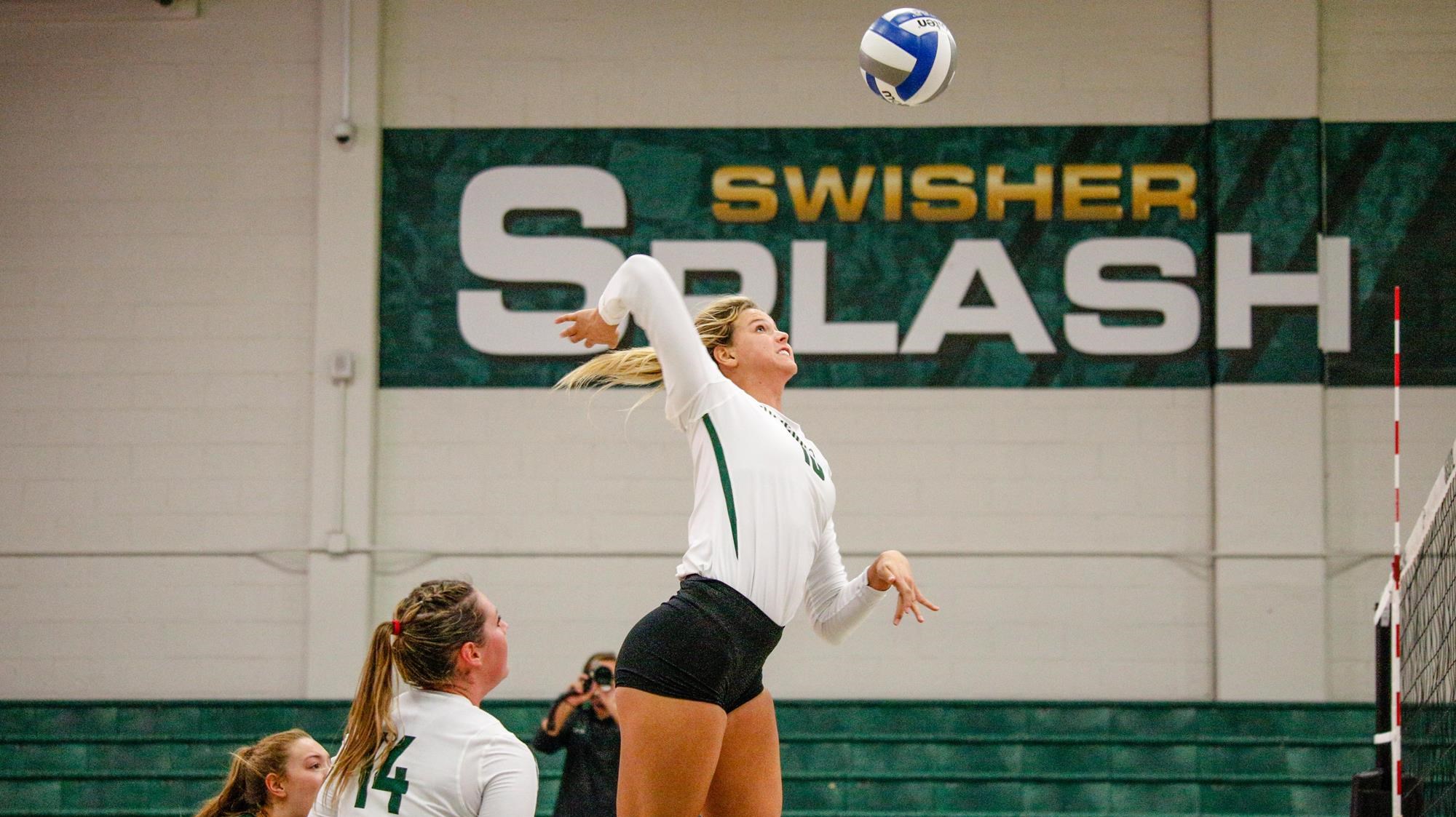 Sydney Bolding - 2019 - Women's Volleyball - Jacksonville University