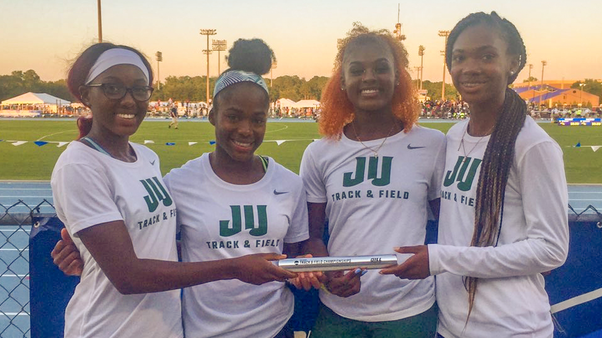 Shalah Smiling - 2021 - Track and Field - Jacksonville University