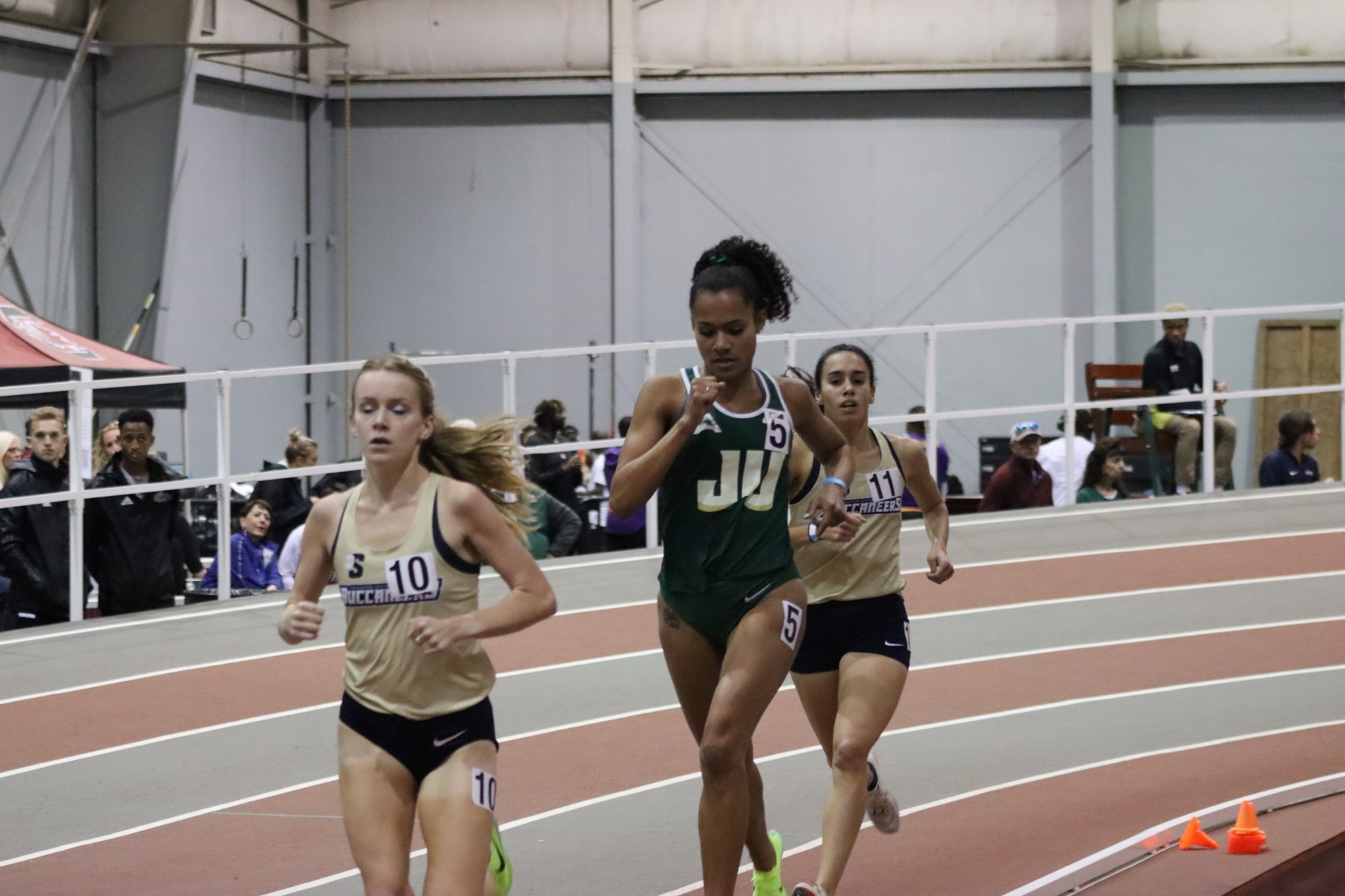 Hayleigh Haid Sets New School Record in Women's 3k Steeple ...