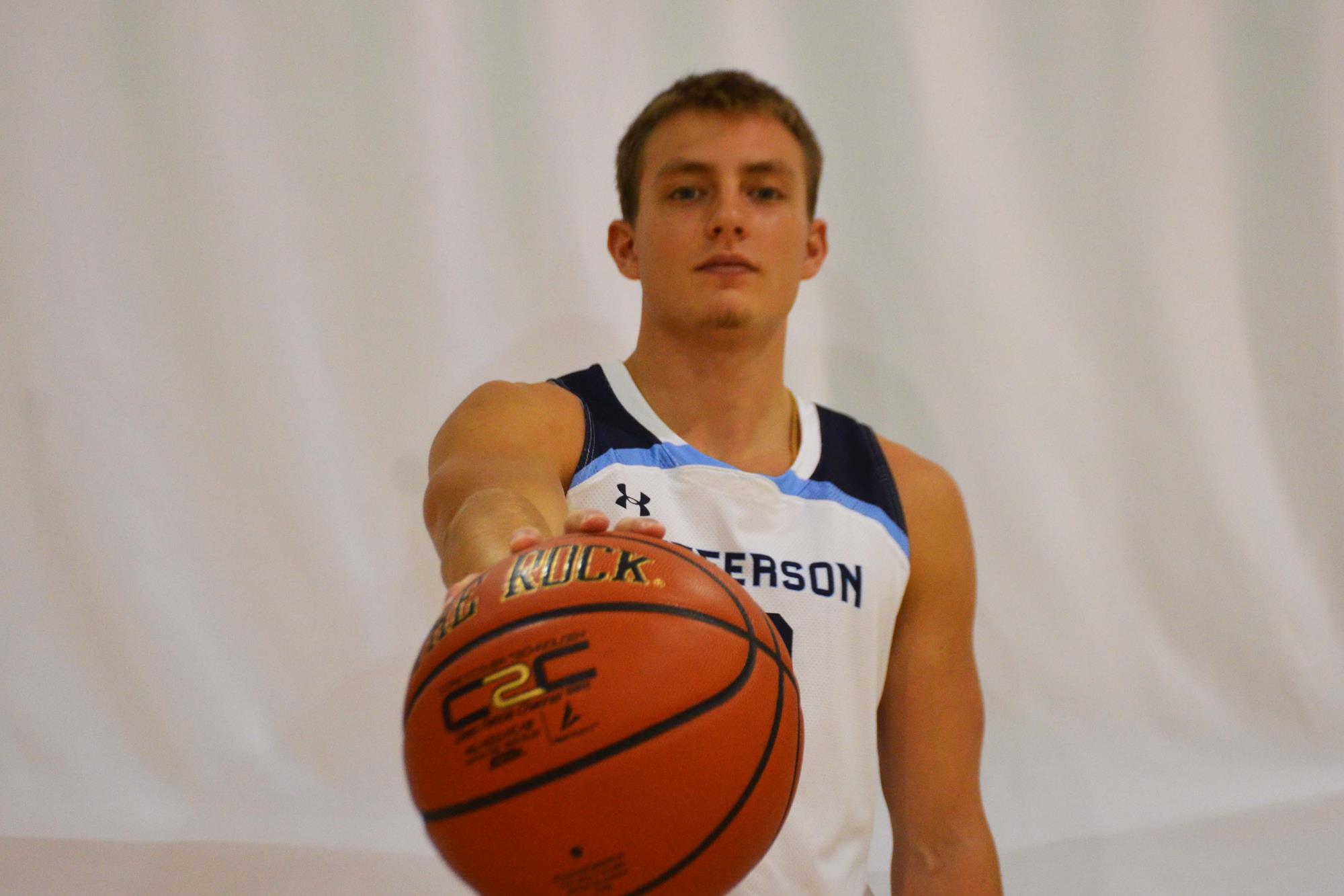 Nick Ovchinnikoff - 2021-22 - Men's Basketball - Jefferson University