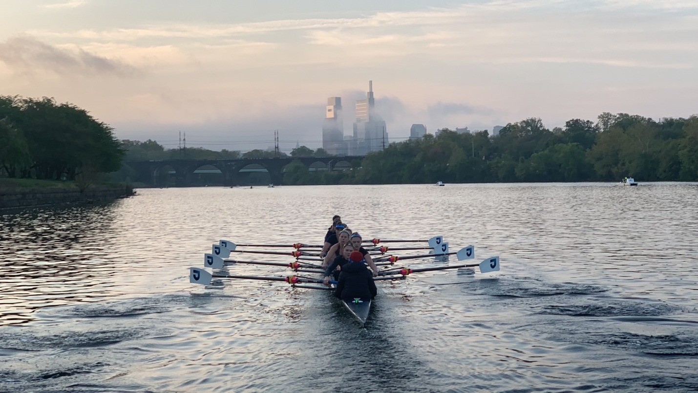 Women’s Rowing Competes in Kerr Cup - Jefferson University