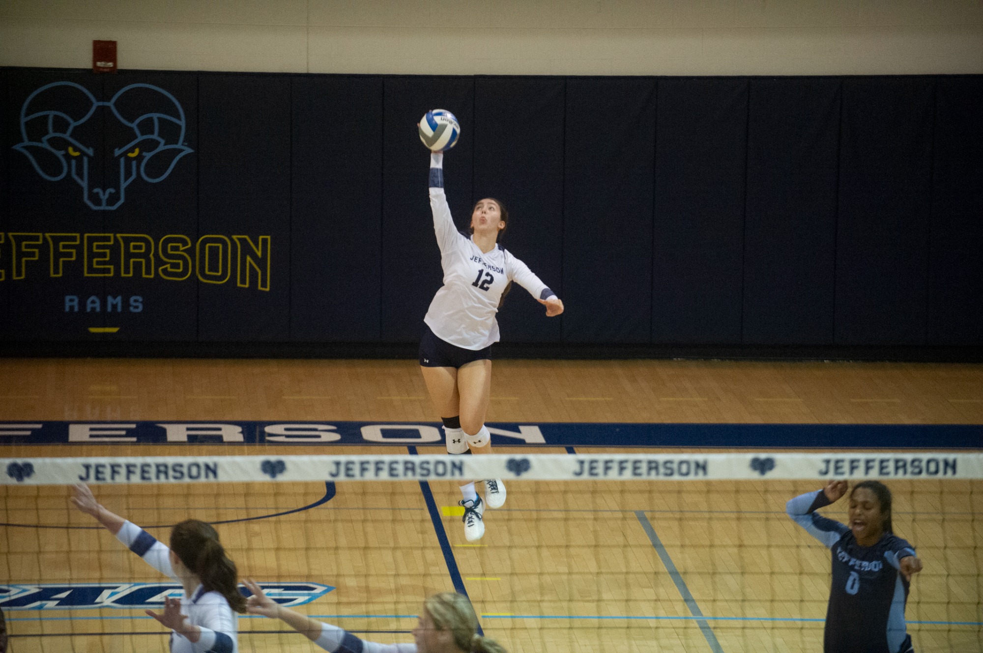 Volleyball Takes Fifth Straight Game, Eight Conference Win in Sweep ...