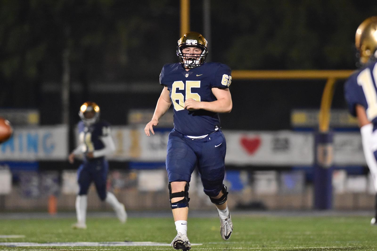 Gabe Morales - 2019 - Football - Varsity - Jesuit Dallas Athletics