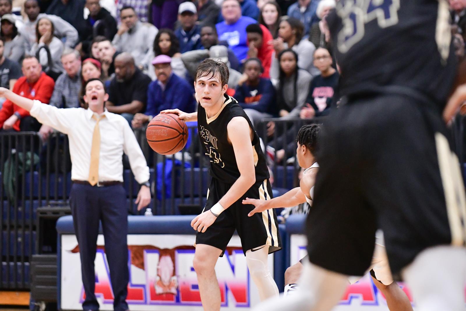 Gavin Perryman - 2020-21 - Basketball - Varsity - Jesuit Dallas Athletics