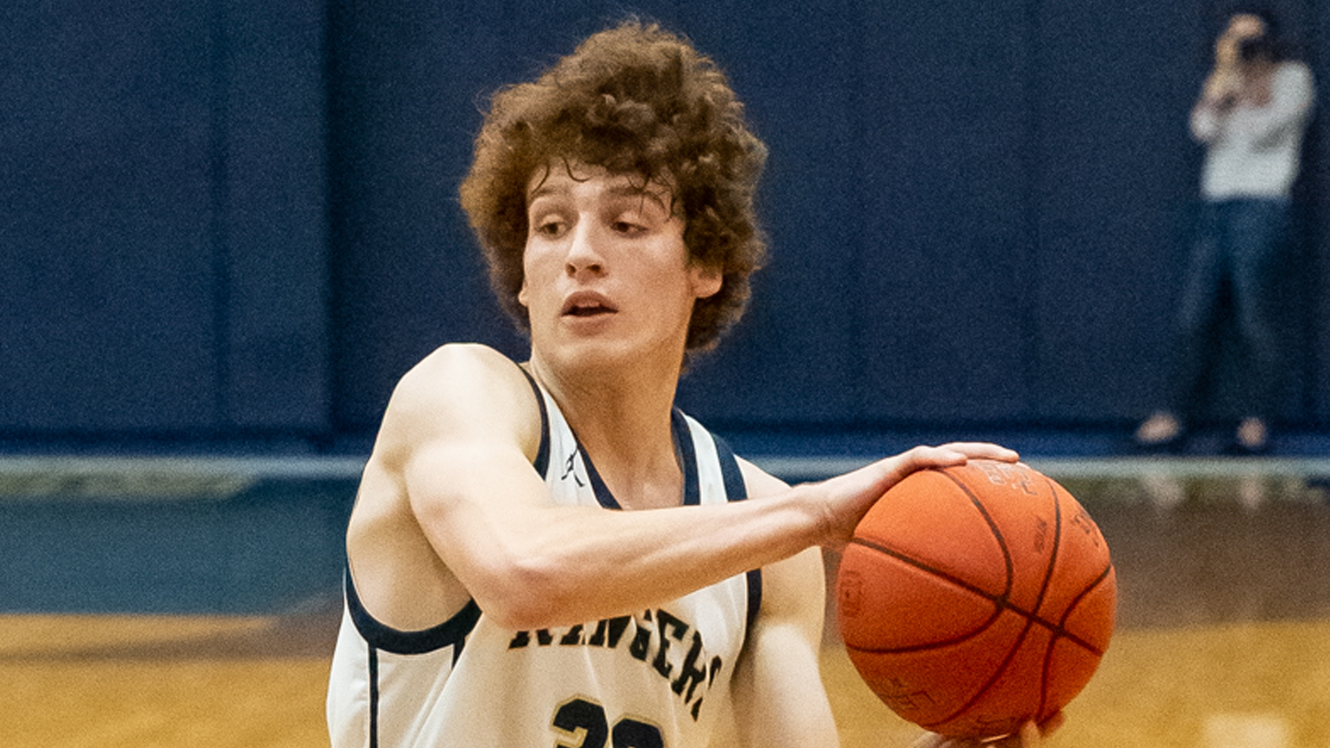 Rangers Capture Victory in Annual Sixth Man Game - Jesuit Dallas Athletics