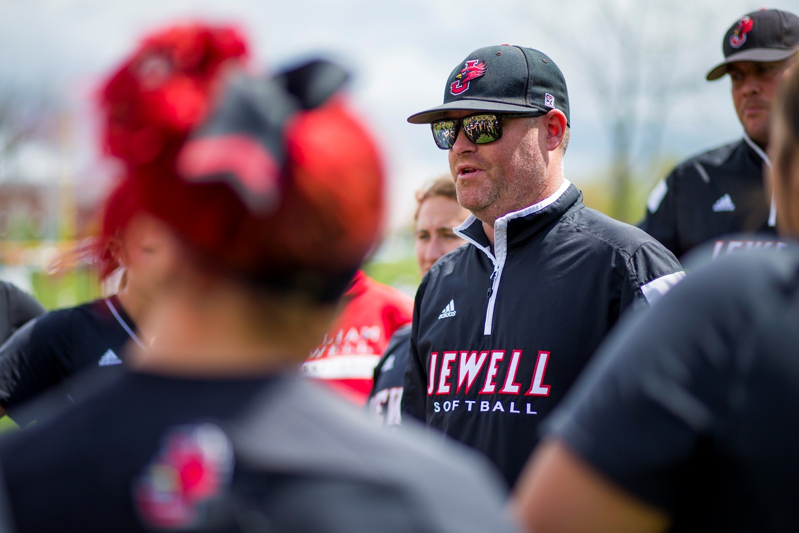 Softball Inks Five for 2022 - William Jewell College Athletics