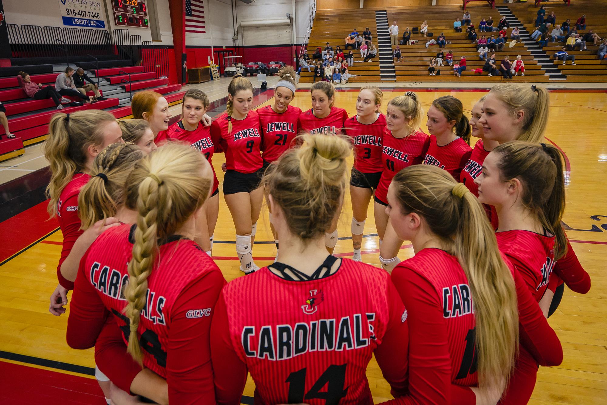 Volleyball Finishes 2019 Season On The Road William Jewell College