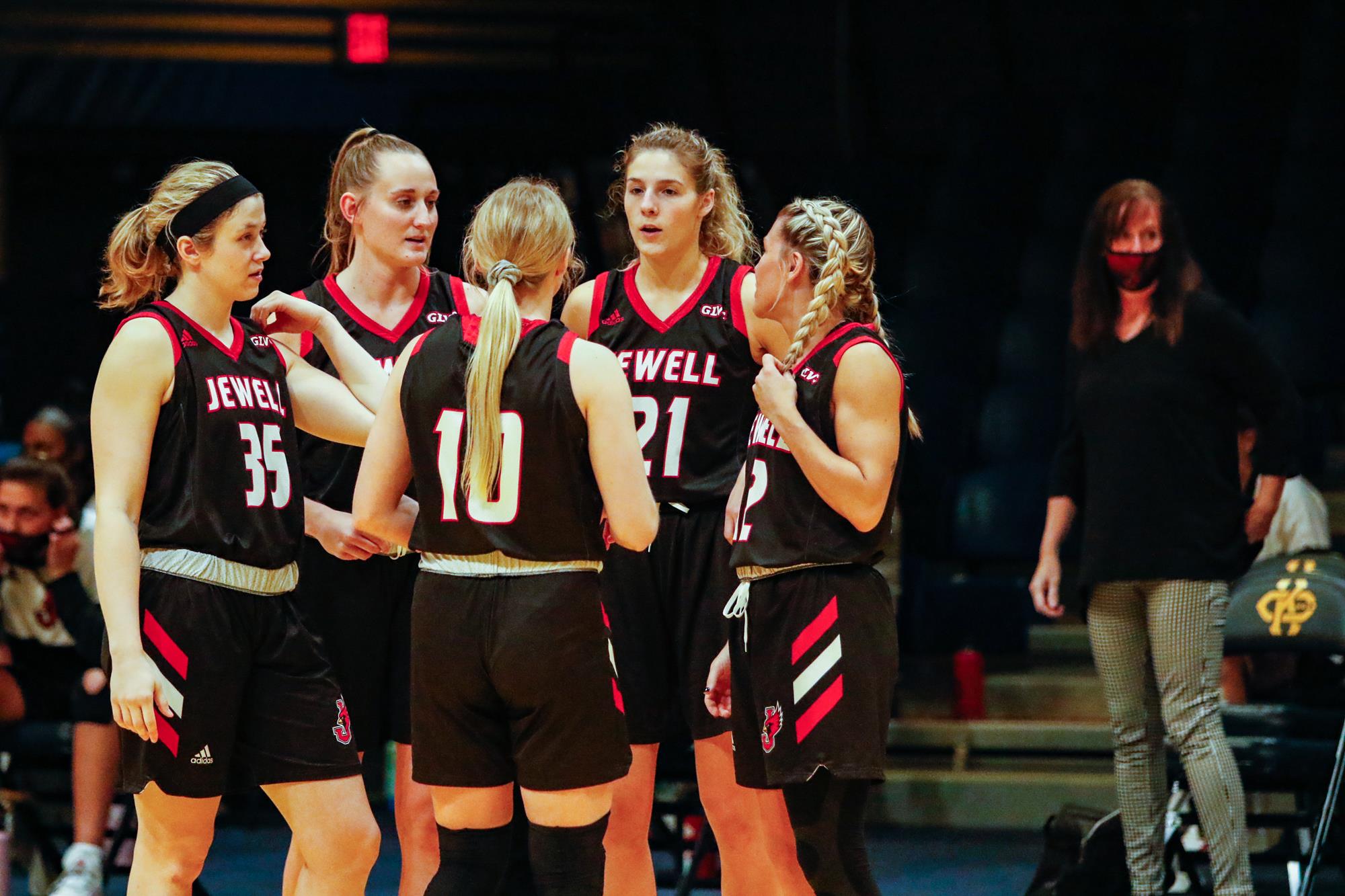 Sydney Offield - Women's Basketball - William Jewell College Athletics