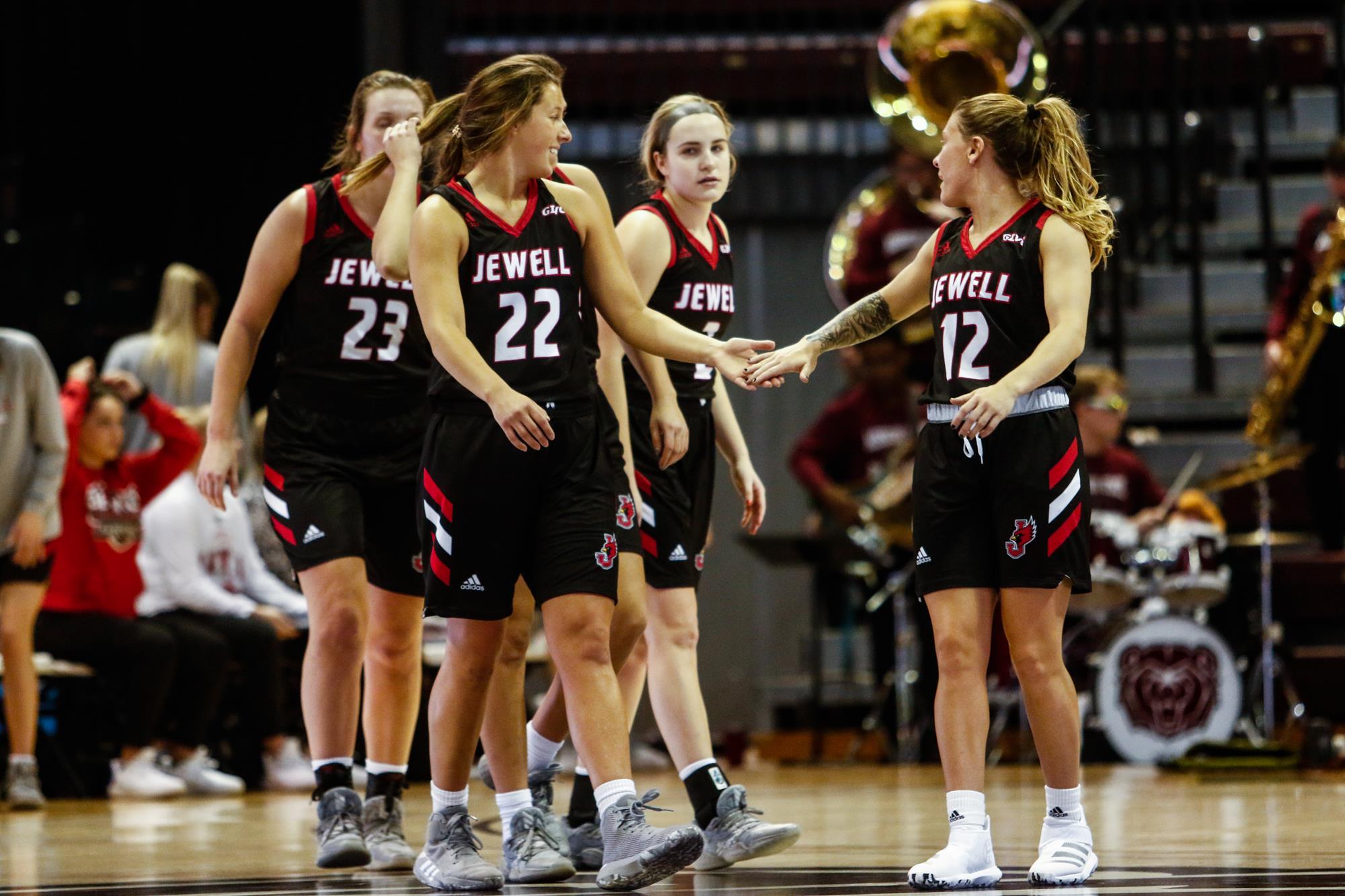 Sydney Offield - Women's Basketball - William Jewell College Athletics
