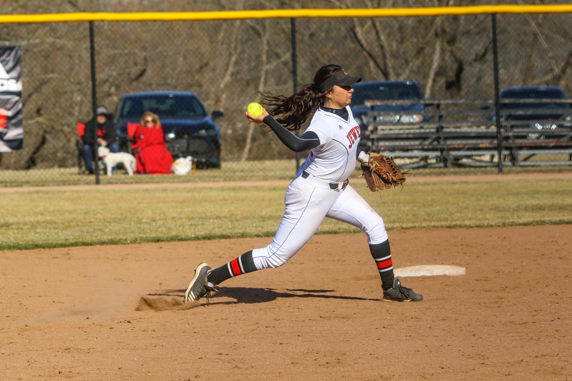 Emily Hoover - Softball - William Jewell College Athletics