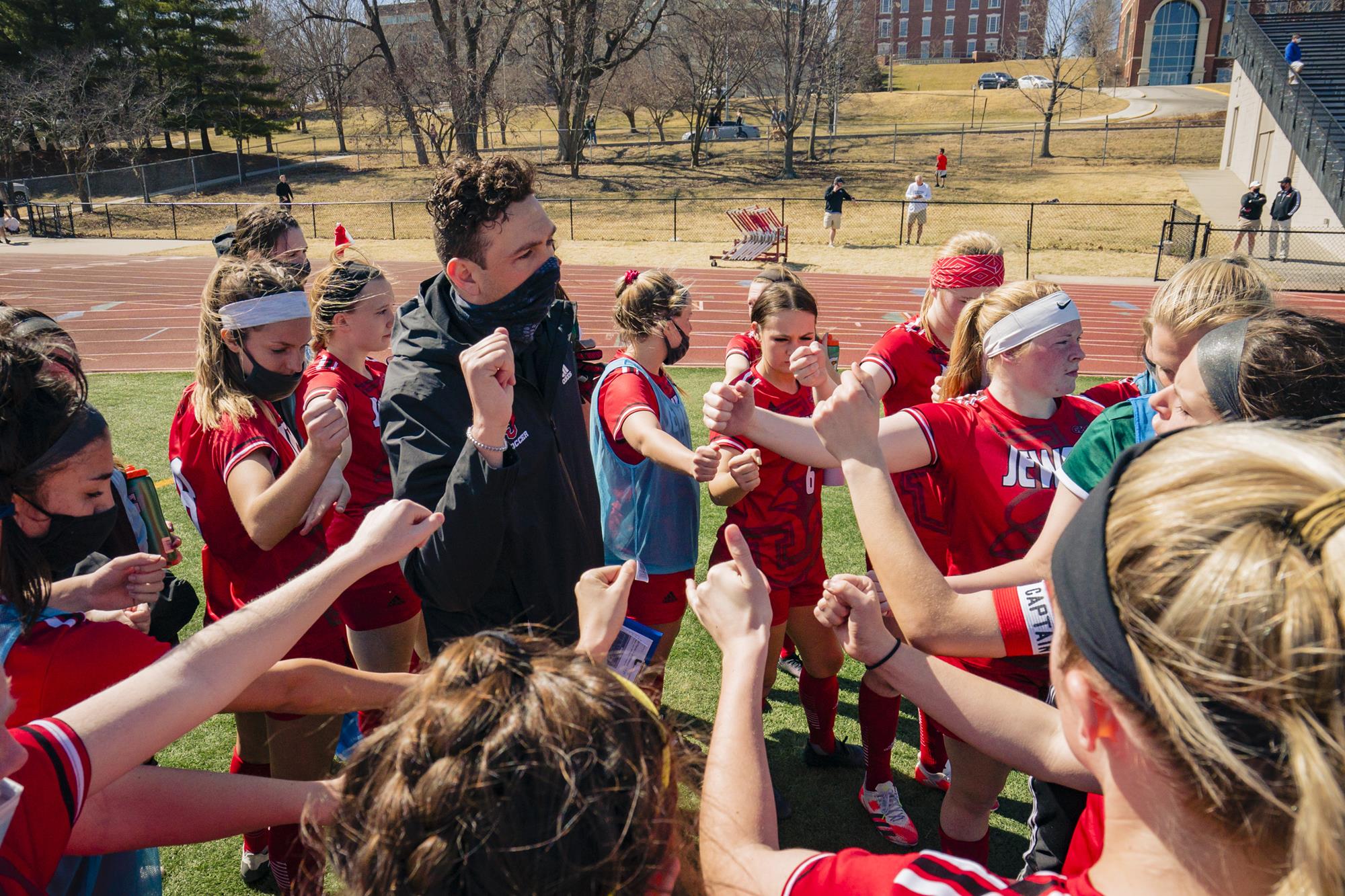 Jewell Welcomes Southern Indiana, UIndy to Greene Stadium - William ...