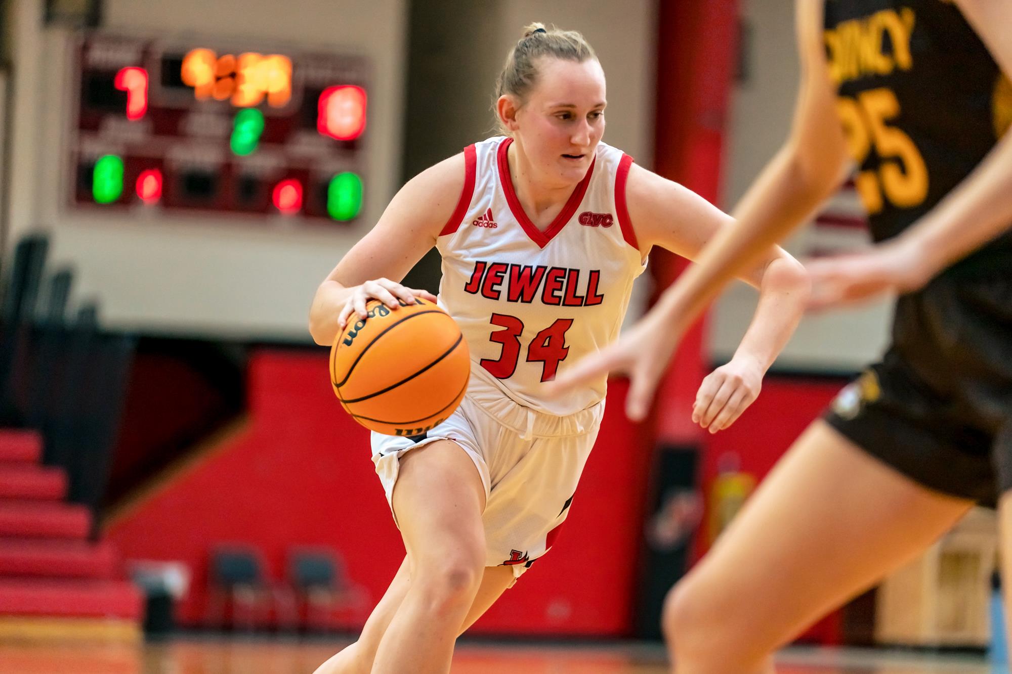 Lea Finn - Women's Basketball - William Jewell College Athletics