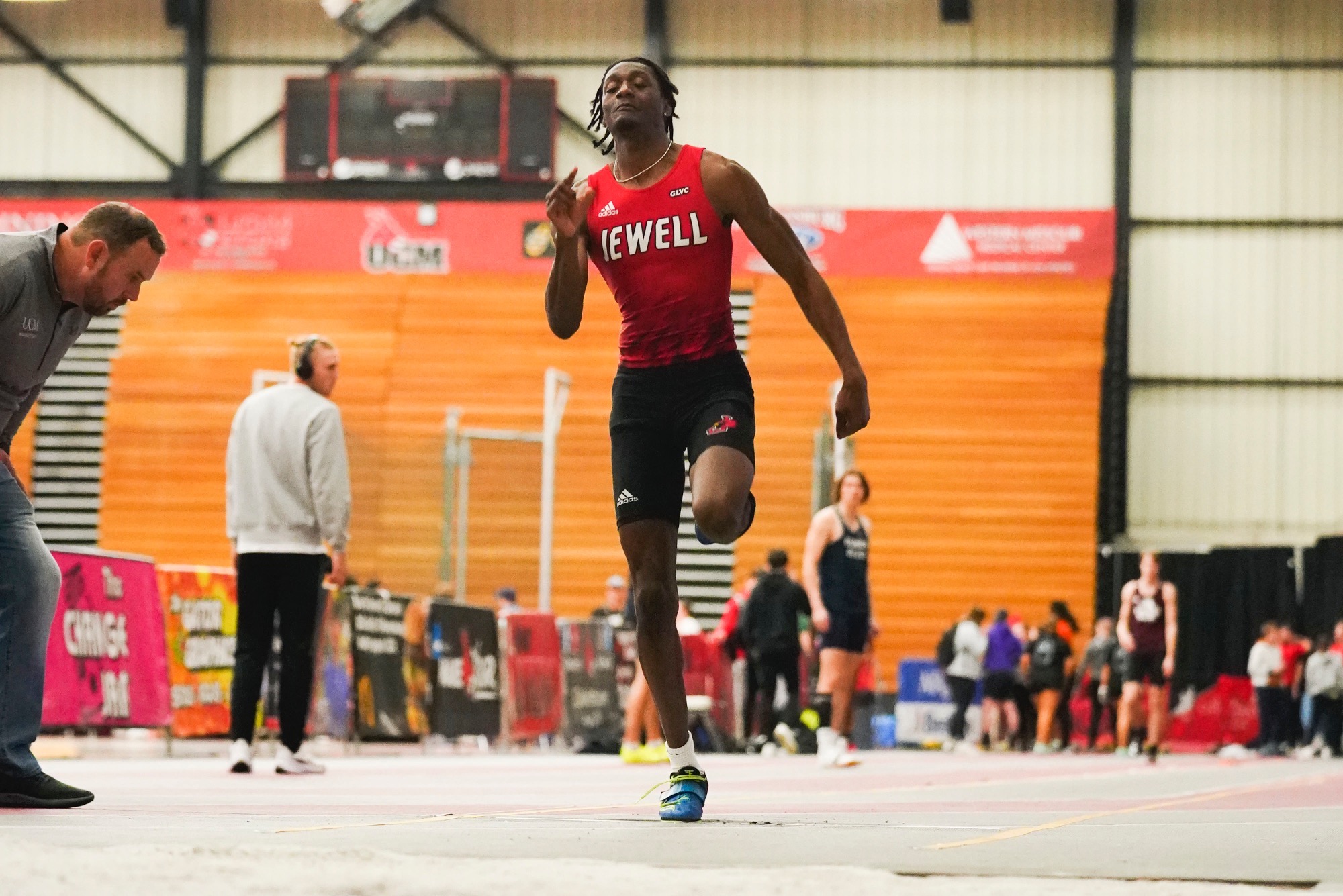 Devonte Hubbard - Men's Track & Field - William Jewell College Athletics