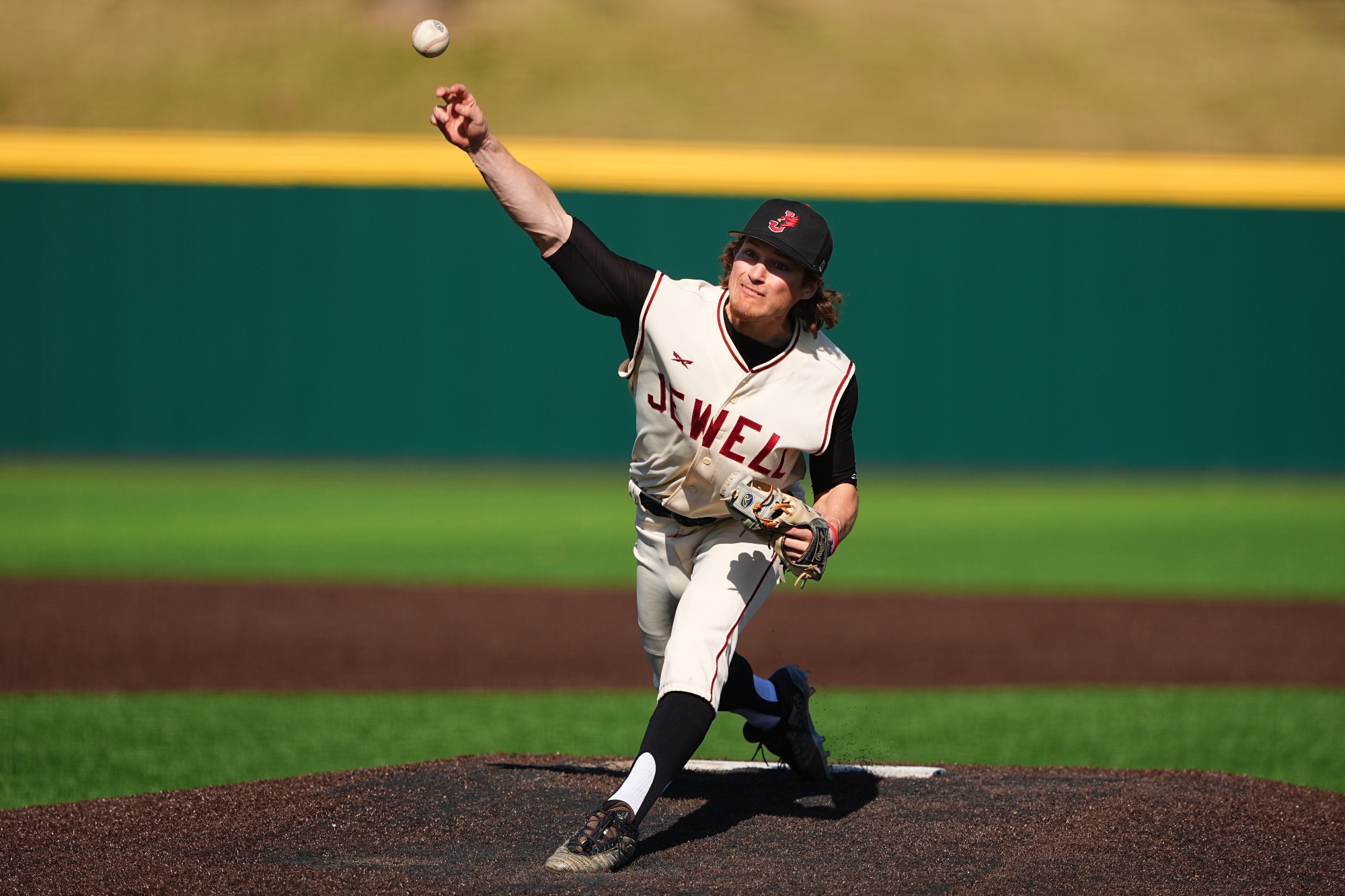 Fitzgerald Fans Seven In Complete Game Victory Over Peacocks - William ...