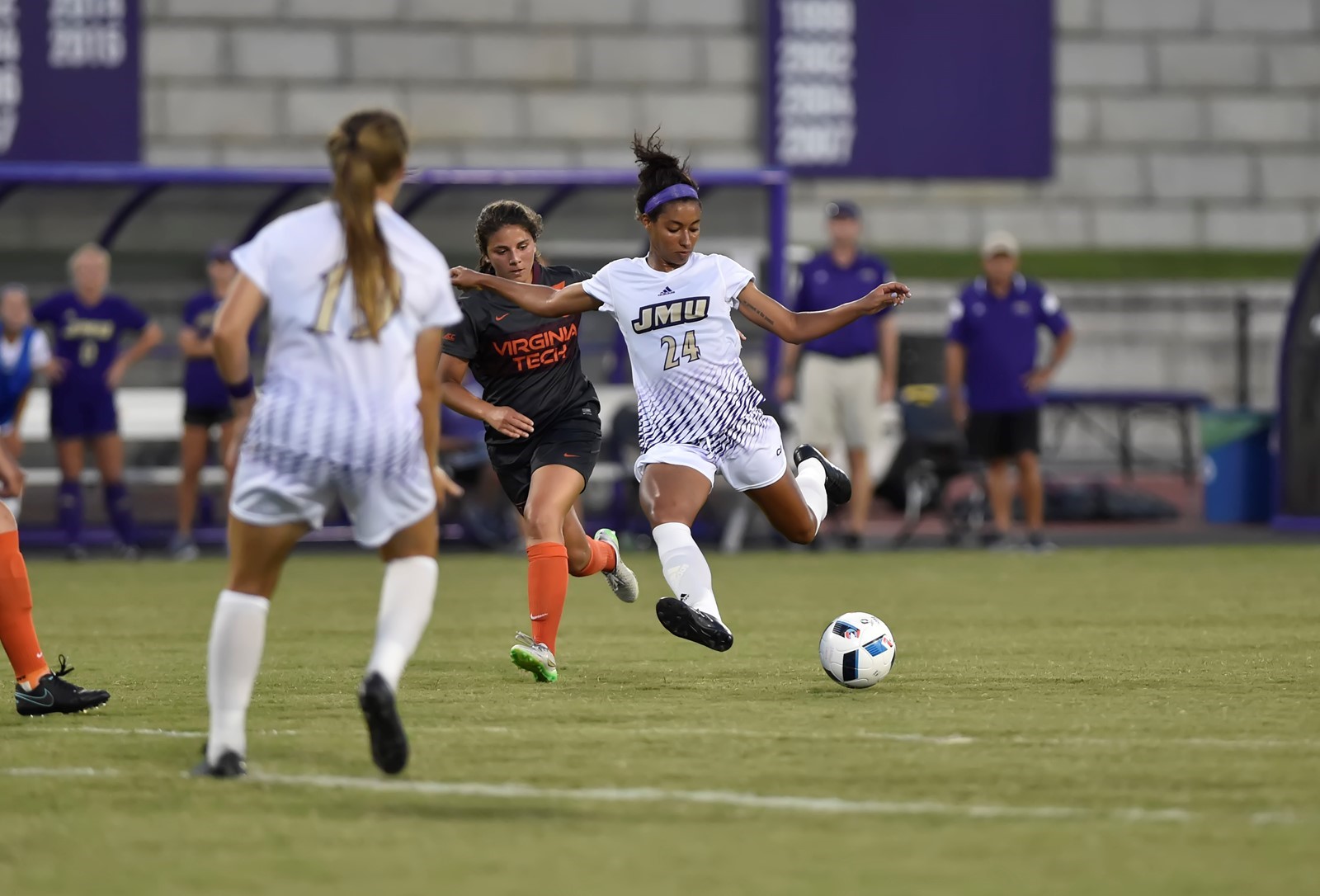 Carmen Thomas - Women's Soccer - James Madison University Athletics