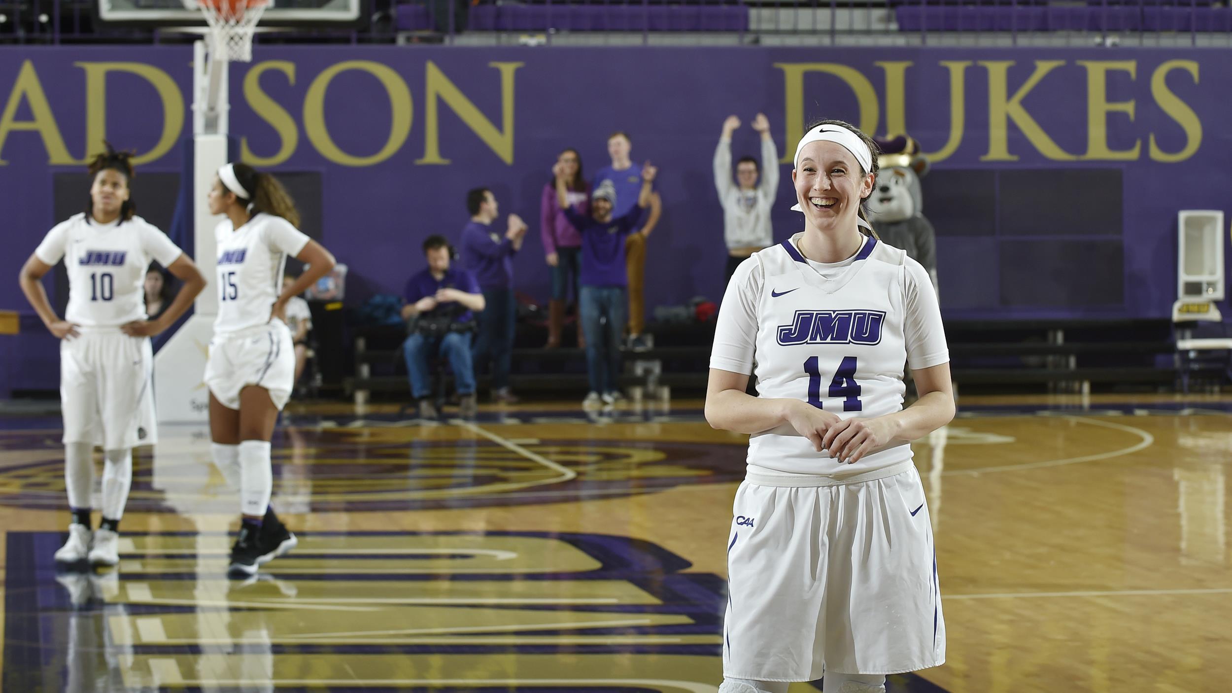 Hailee Barron - Women's Basketball - James Madison University Athletics