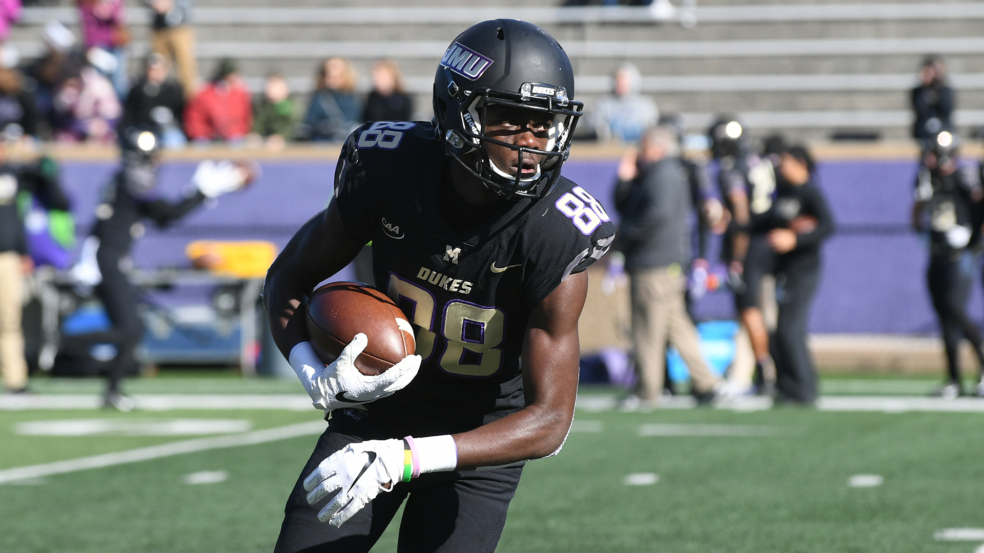 Daniel Adu - Football - James Madison University Athletics