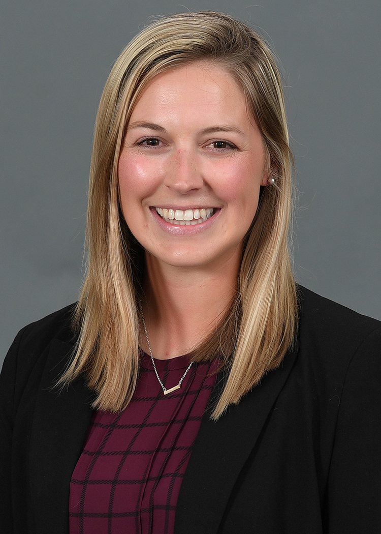 Hillary Thibodeau - Assistant Athletic Trainer (football, women's golf ...