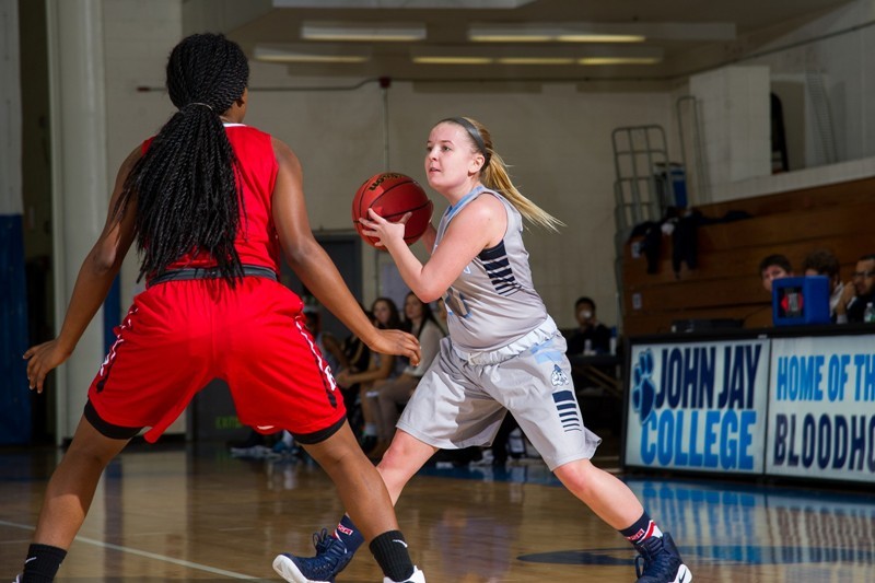 Dana Nicholson - Women's Basketball - John Jay College Athletics