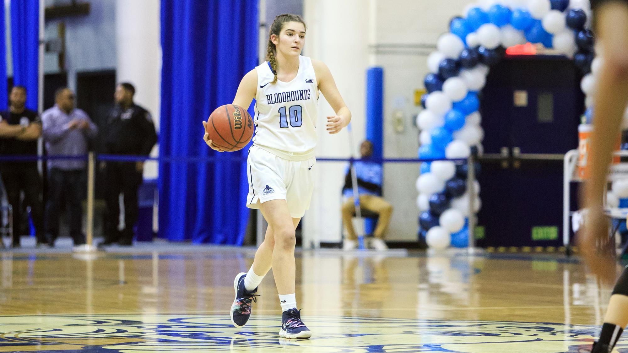 Lily Rakitzis - Women's Basketball - John Jay College Athletics