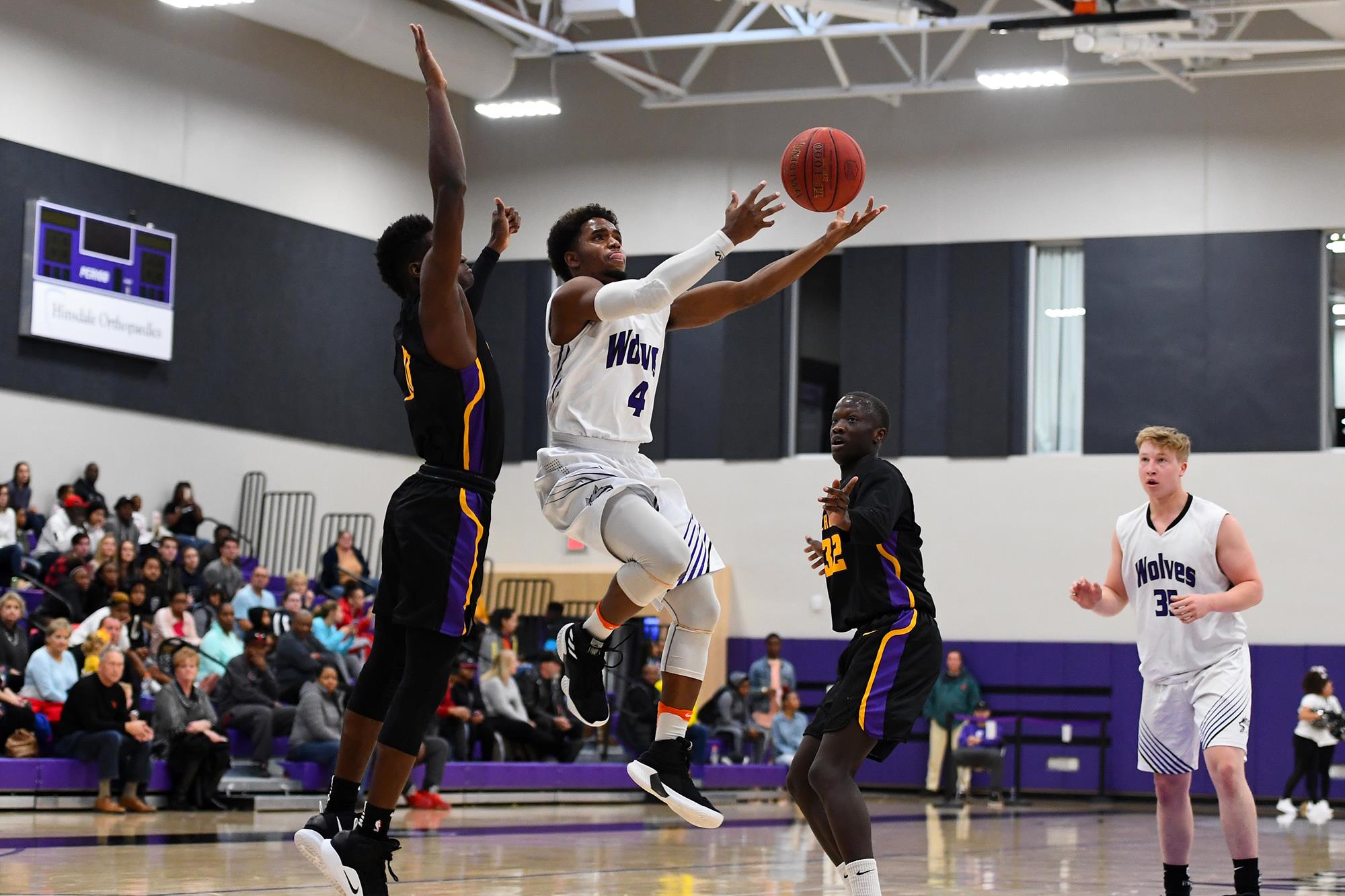 Jaylen Jones - Men's Basketball - Joliet Junior College Athletics