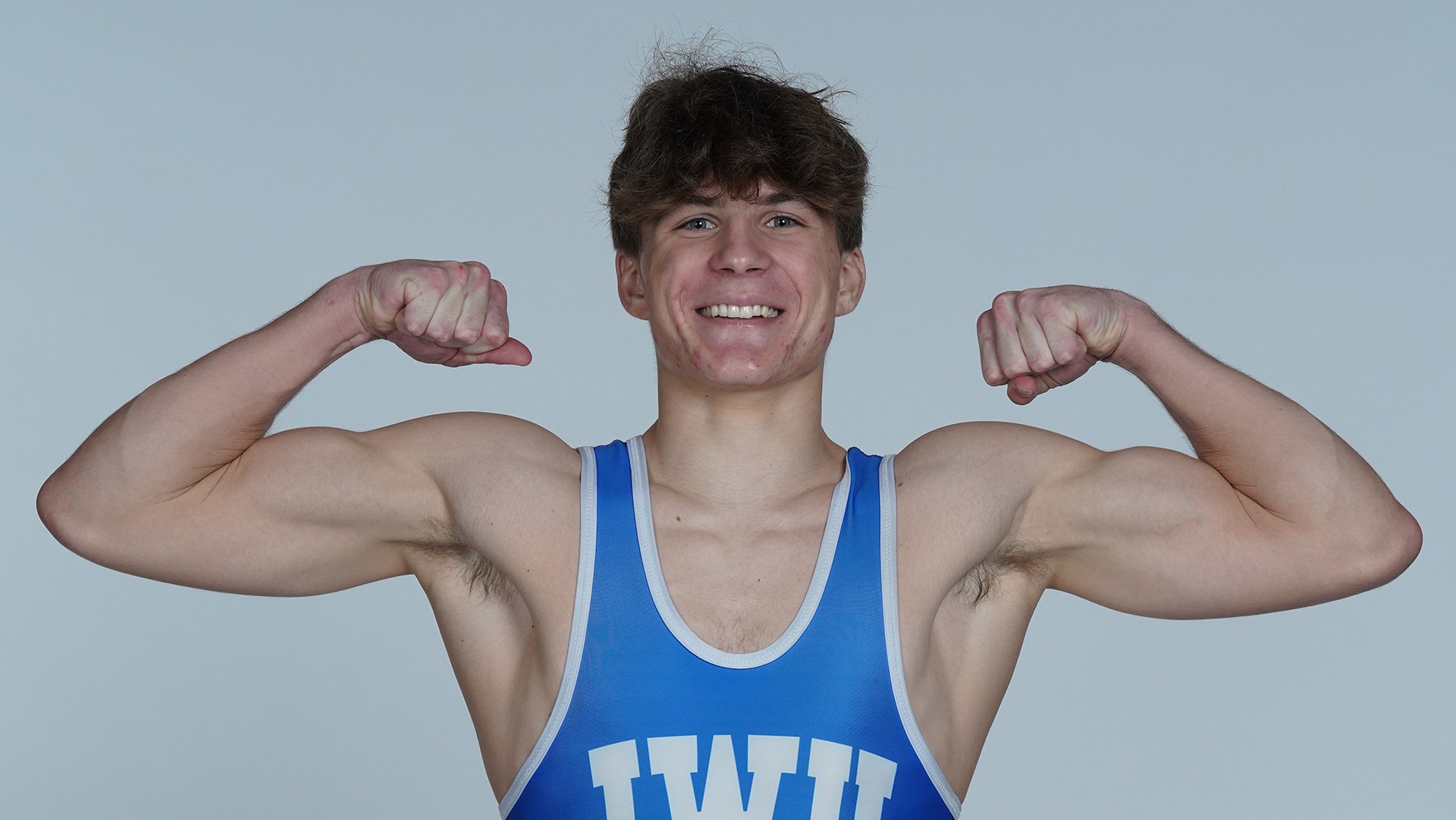 No. 8 Blugolds upend No. 4 Wildcats, 27-18 - Johnson & Wales University ...