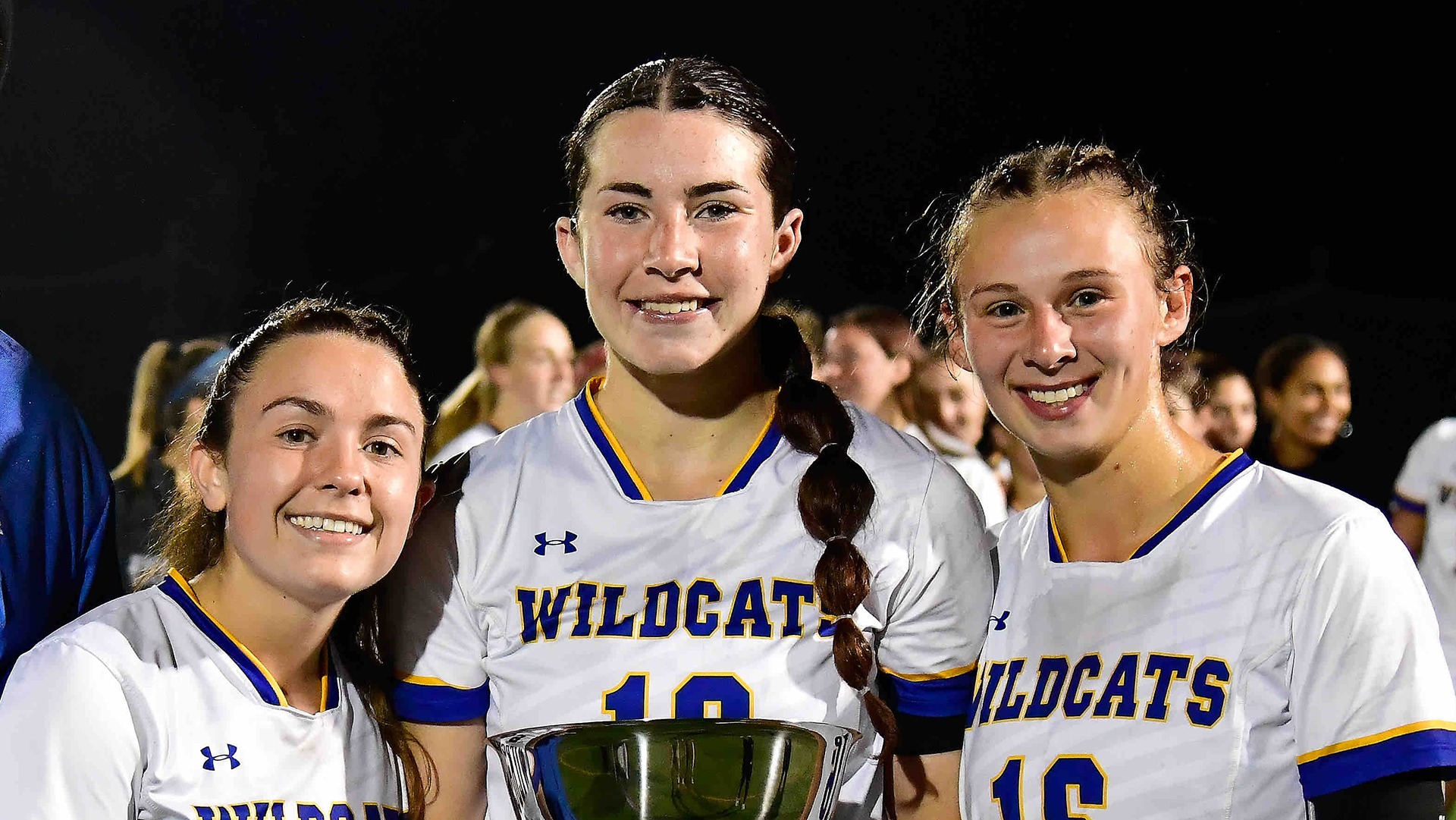 DeRoehn, Warburton lead nine named to GNAC All-Conference Teams ...