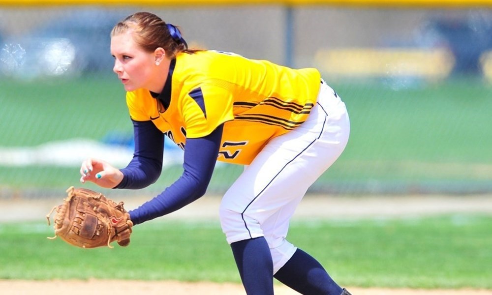Lauren Kesterson - Softball - Kent State Golden Flashes