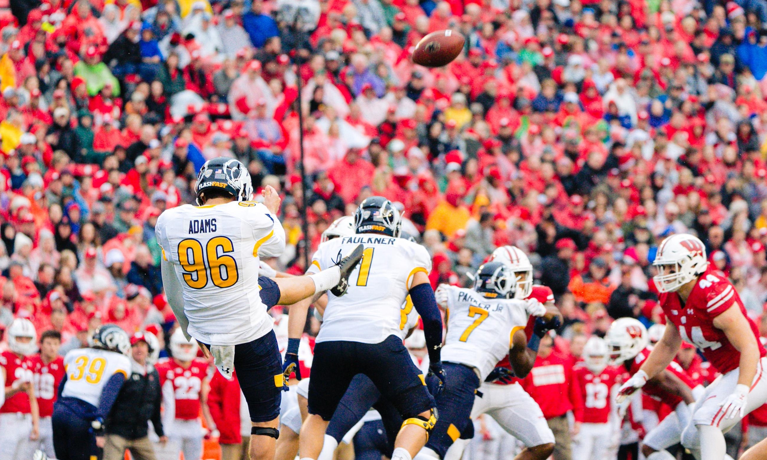 Derek Adams - Football - Kent State Golden Flashes