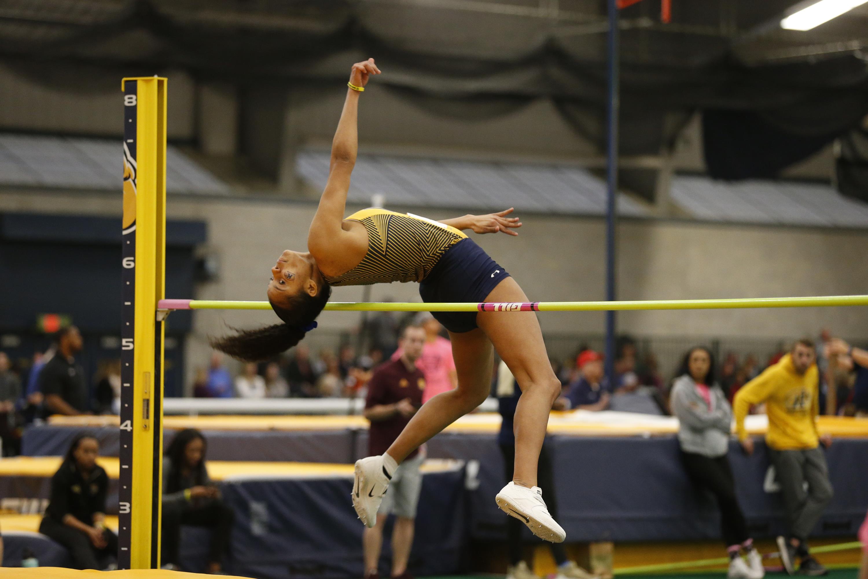 Desiree Thomas - Women's Track & Field - Kent State Golden Flashes