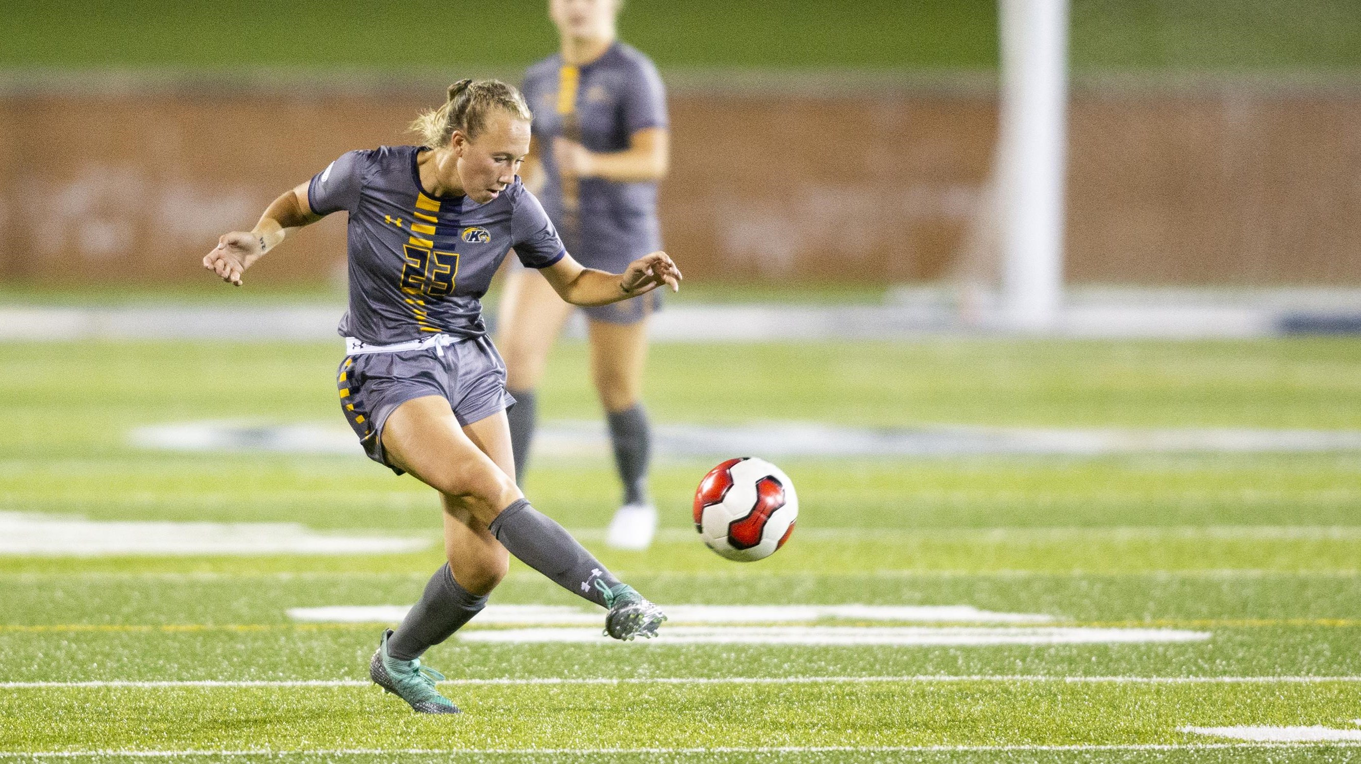 Soccer Handed First MAC Loss by Visiting BG - Kent State Golden Flashes