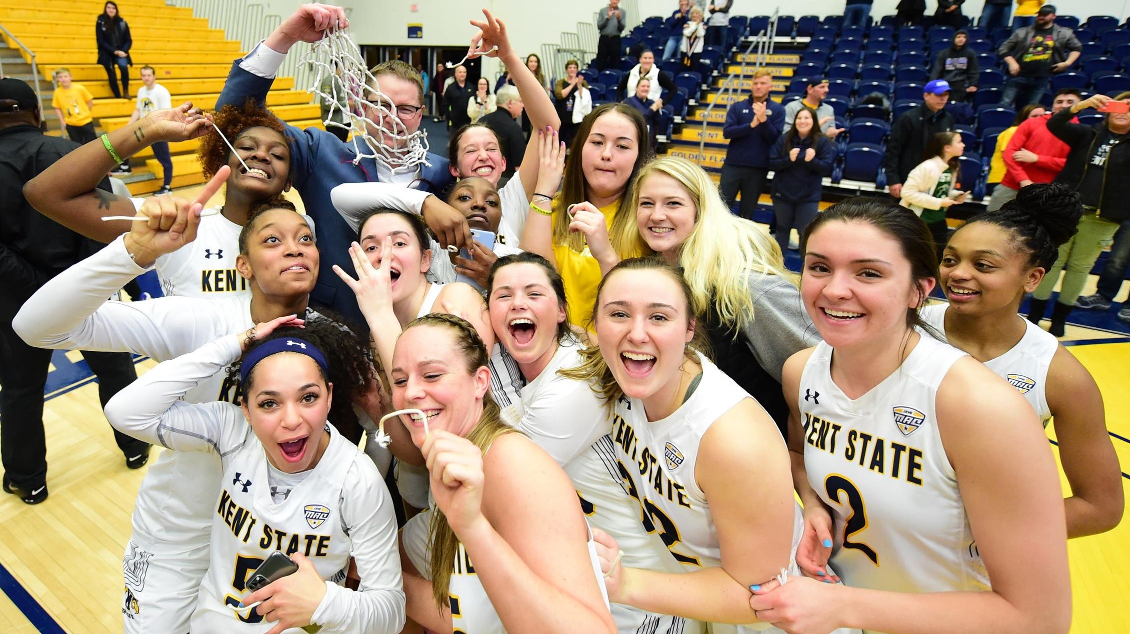 Clare Kelly - Women's Basketball - Kent State Golden Flashes