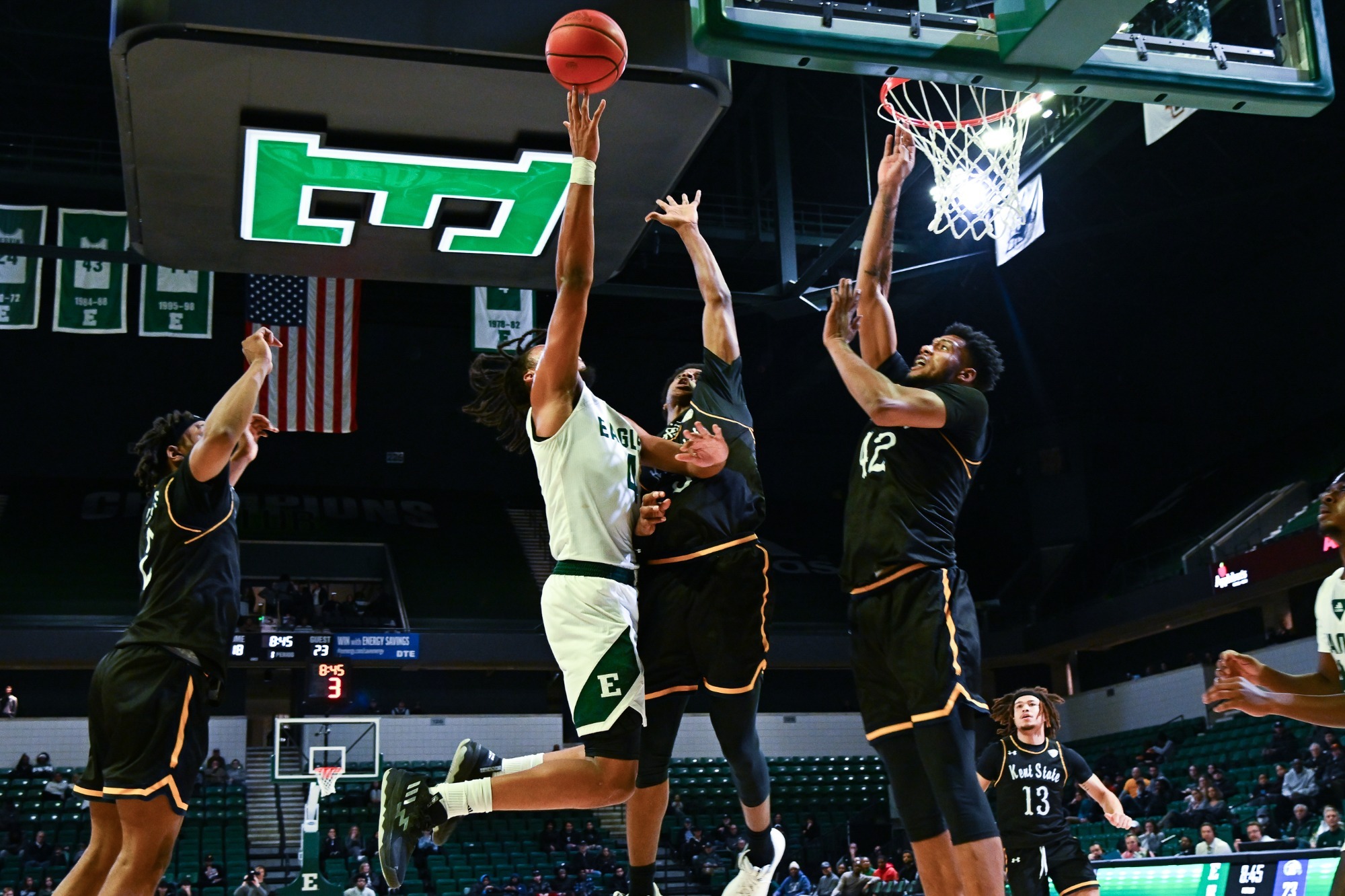 Late Rally Keeps the Flashes Undefeated in the MAC - Kent State Golden ...