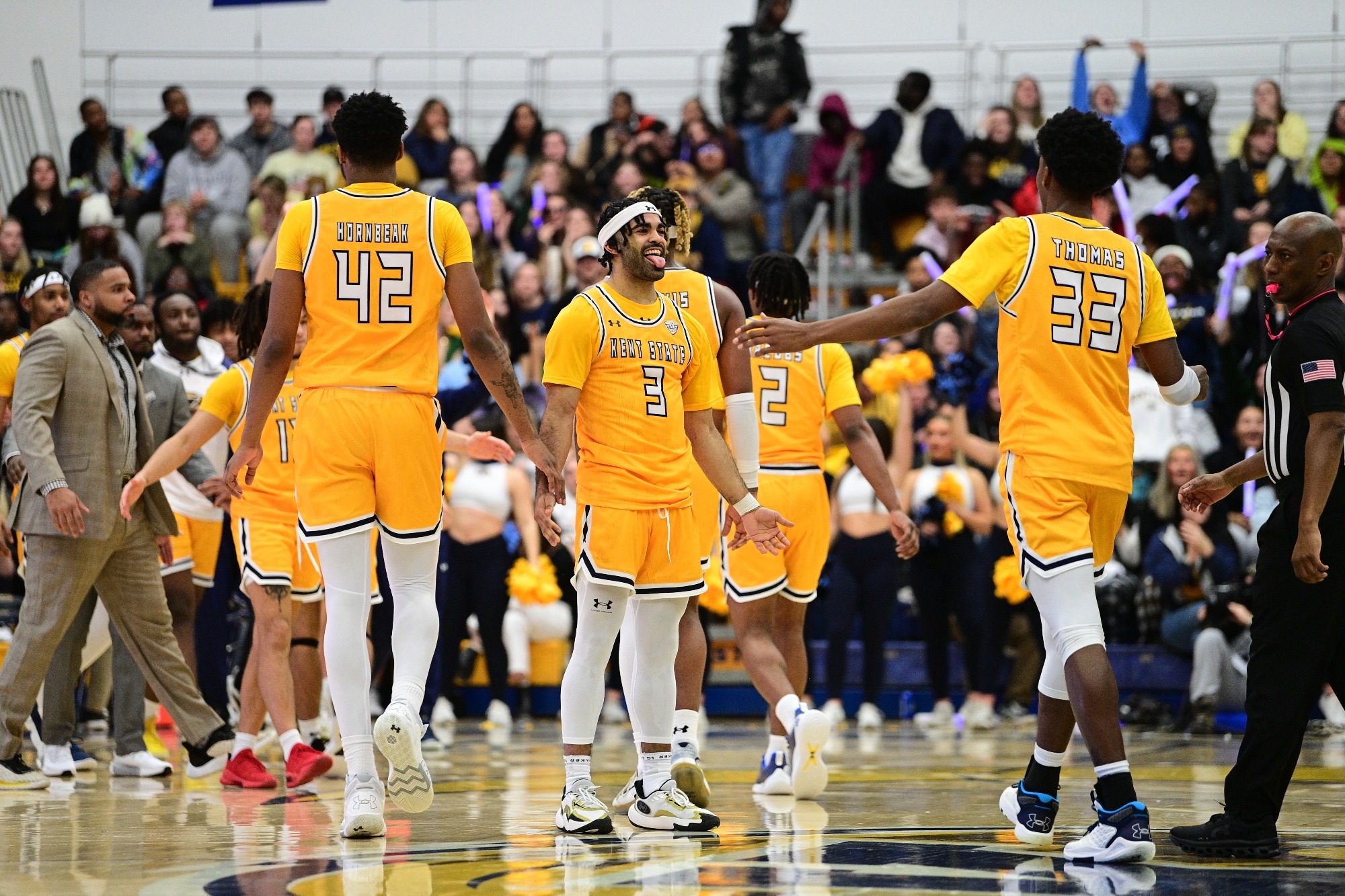 Flashes Remain Perfect at Home - Kent State Golden Flashes