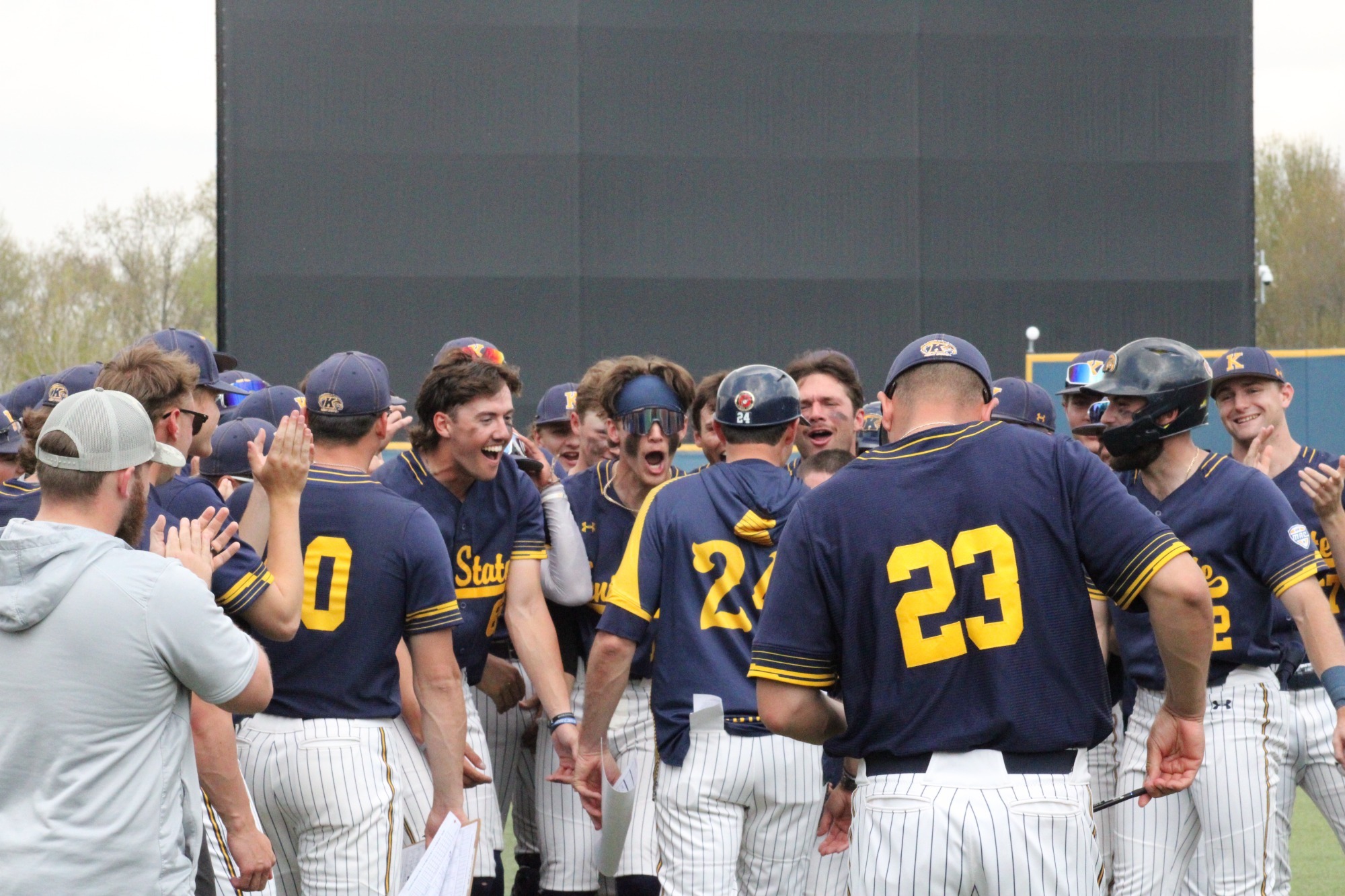 Flashes Run-Rule Falcons to Take Series - Kent State Golden Flashes