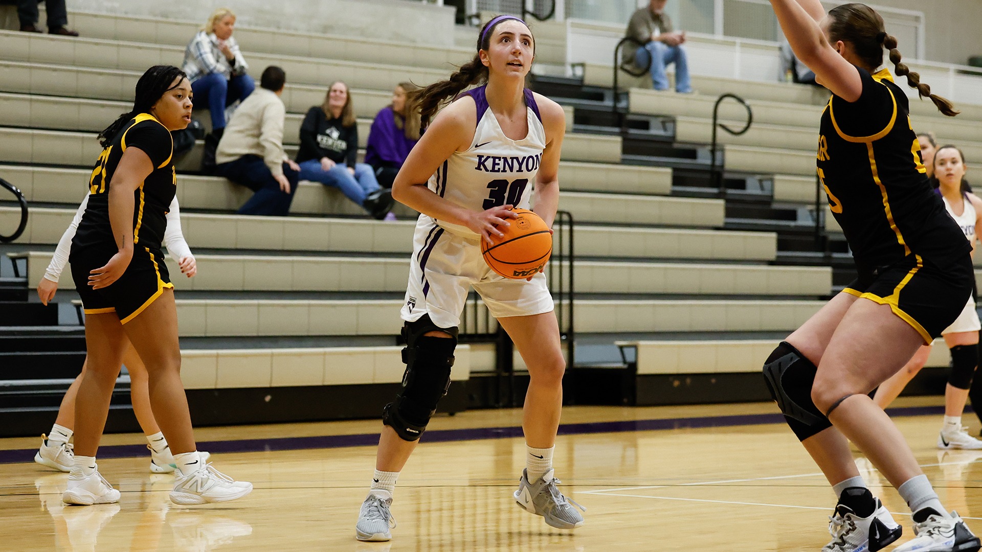 Claudia Cooke - 2023-24 - Women's Basketball - Kenyon College Athletics