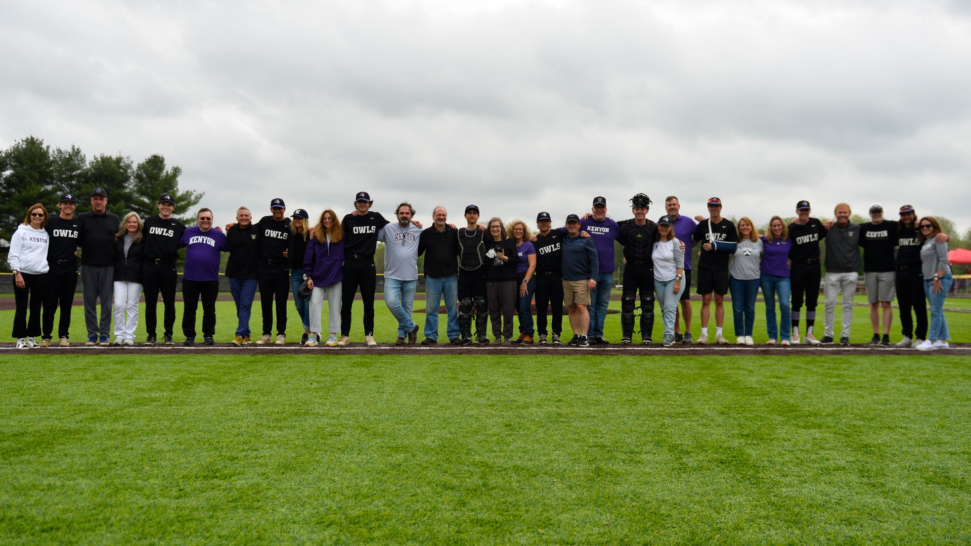 Owls honor seniors, secure spot in NCAC Tournament - Kenyon College ...