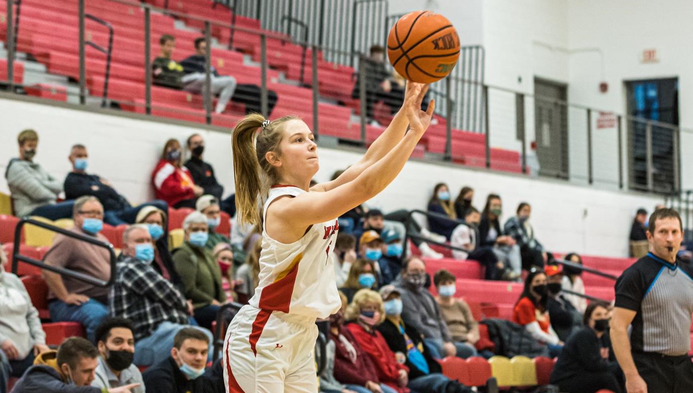 Kiersten Krouse - Women's Basketball - King's College Athletics