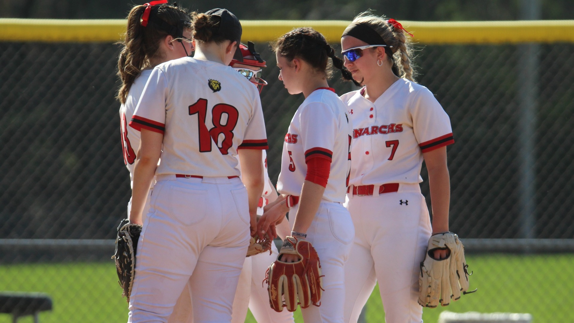 Cougars Spoil Monarchs Win Streak in MAC Freedom Losses - King's ...