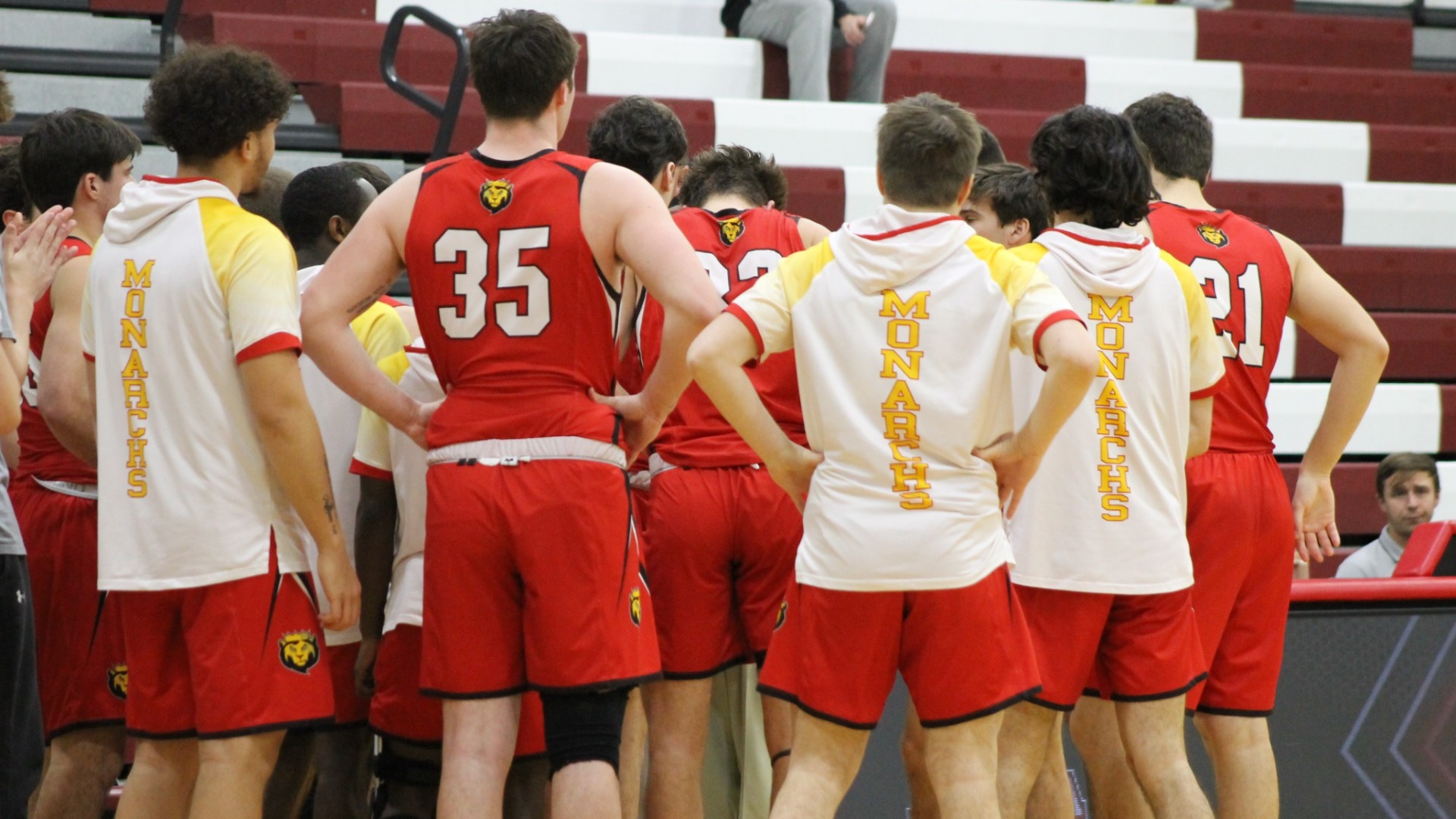 Strong Cougar Start Slows Monarchs on Saturday - King's College Athletics